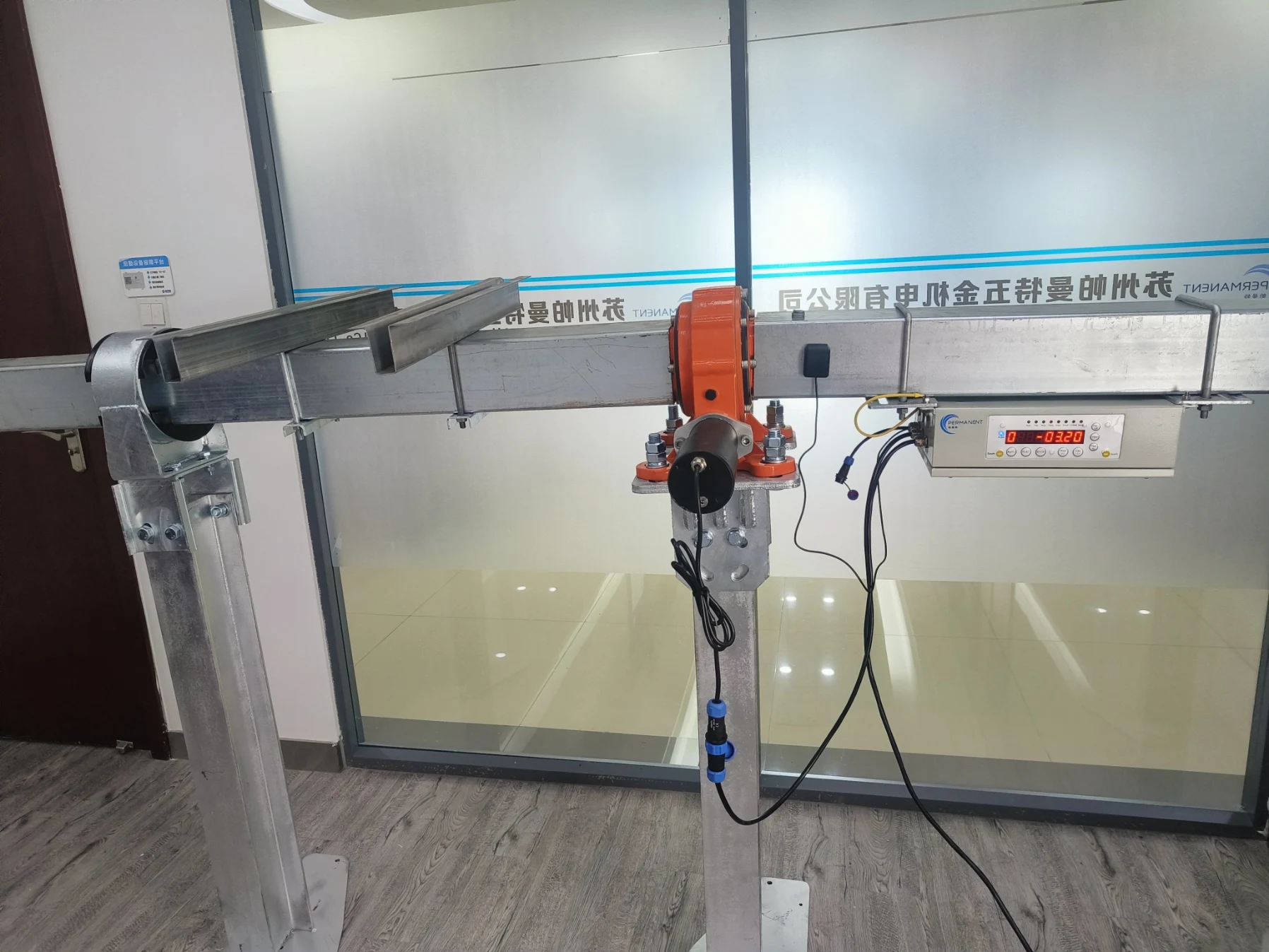 Single Axis One Panel Solar Tracking System PV Solar Tracker Bracket| Alibaba.com