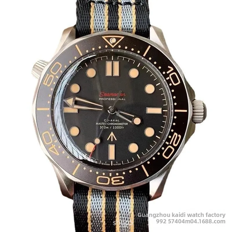 Oujia VS007 Automatic Mechanical Watch - Durable & Stylish