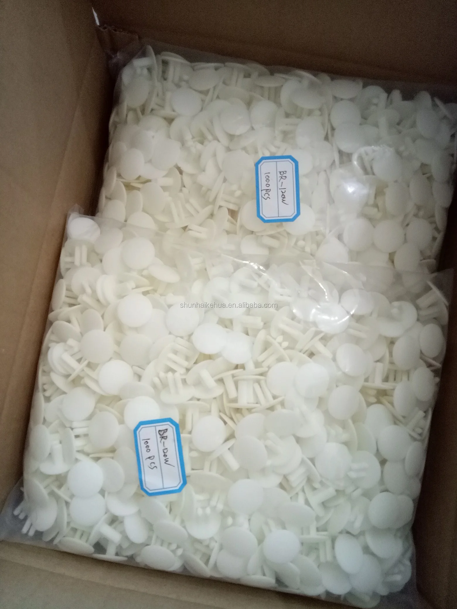 Plastic Nylon PA66 Barbed Ratchet Rivets - Durable & Versatile
