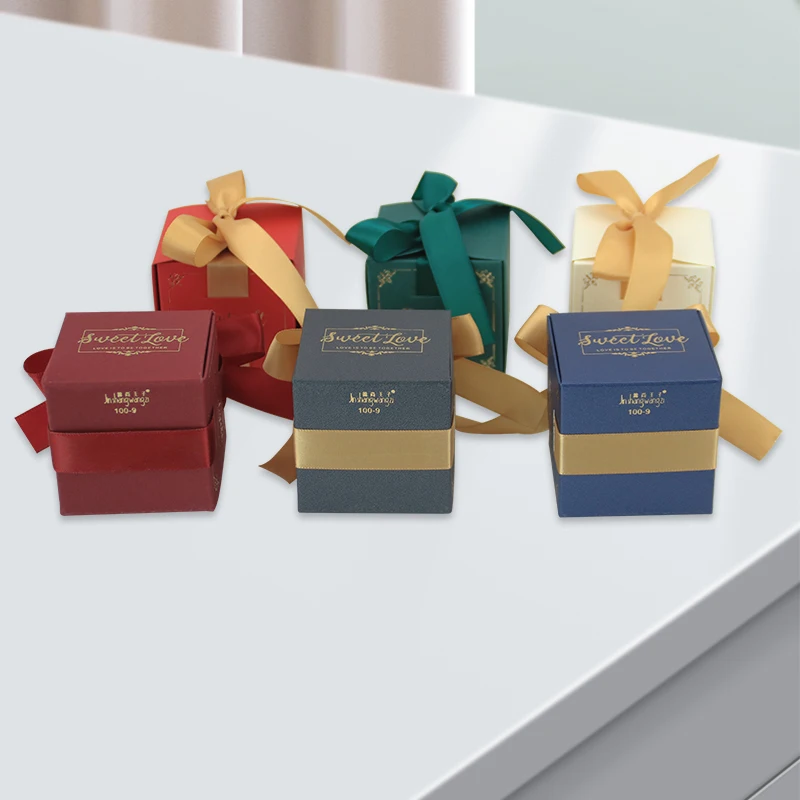 Small Wedding Favor Gift Boxes with Ribbons & Candy