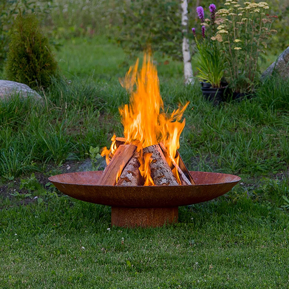 Outdoor Fire Pits - Durable and Stylish All-Season Solutions