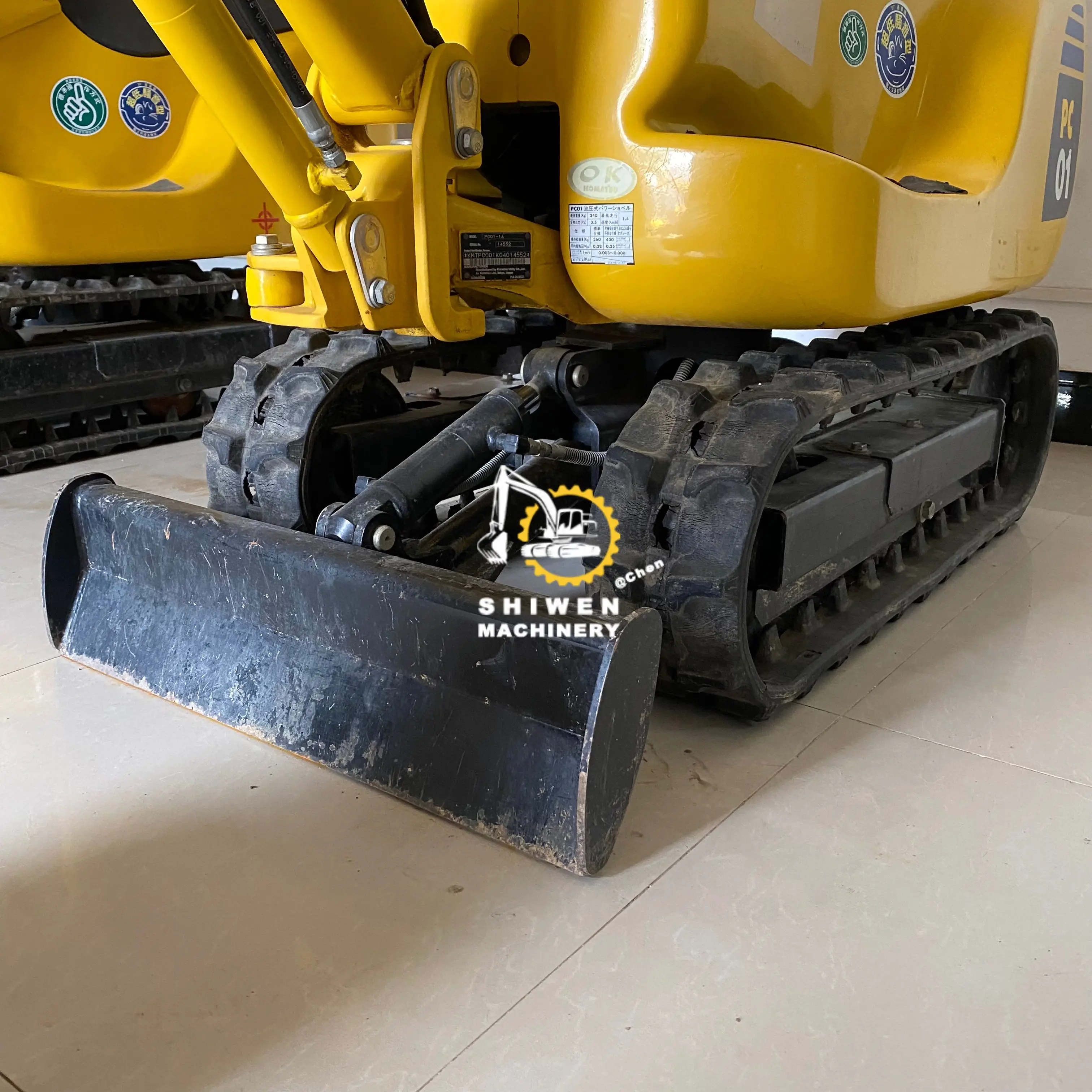 Komatsu PC01 Excavator - Compact, Powerful, and Versatile
