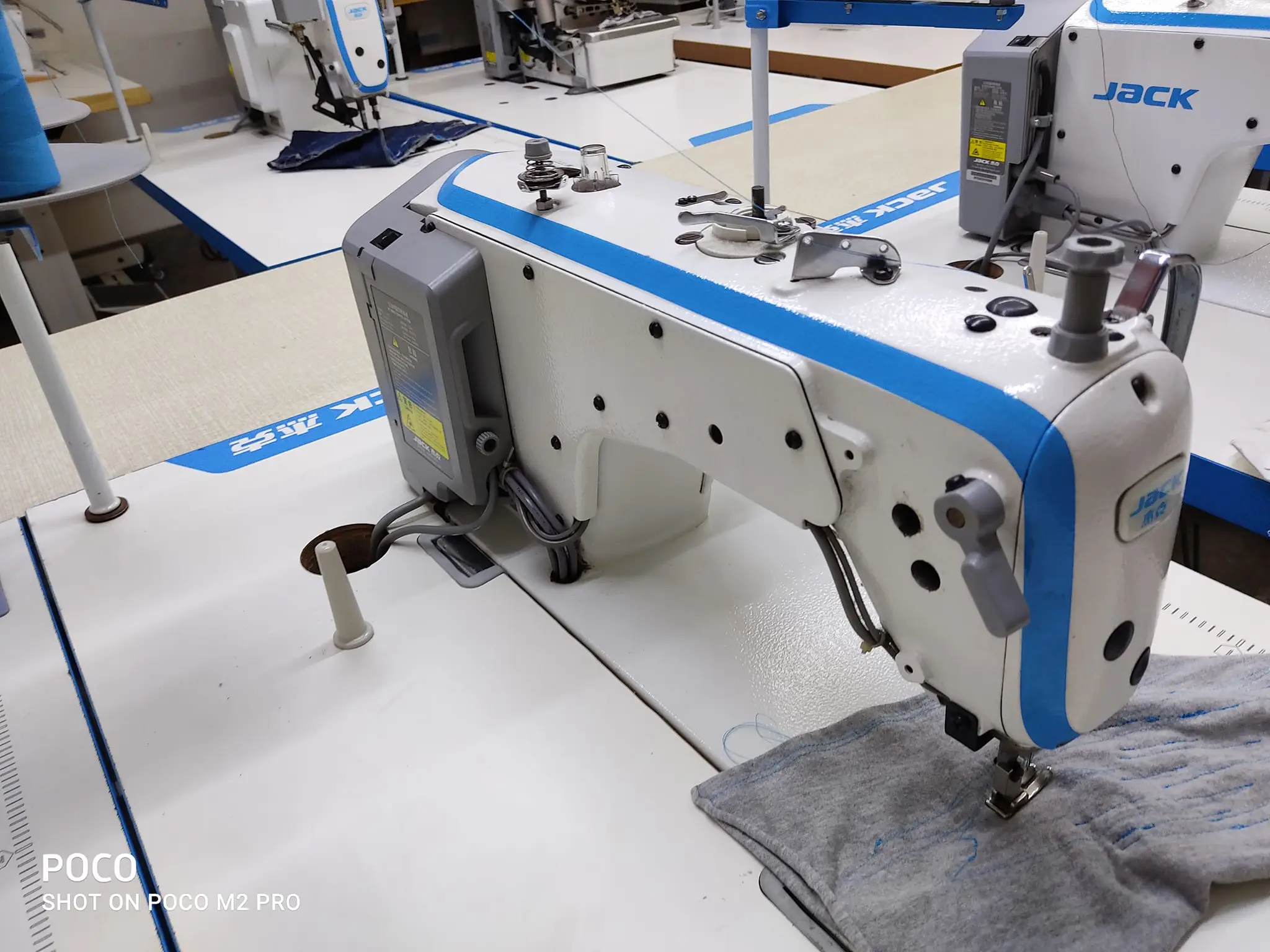 Jack A5-W Heavy Duty Computerized Sewing Machine for Industrial Use