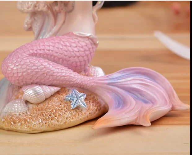 Resin Mermaid Girls Figurine - Perfect for Christmas Decor