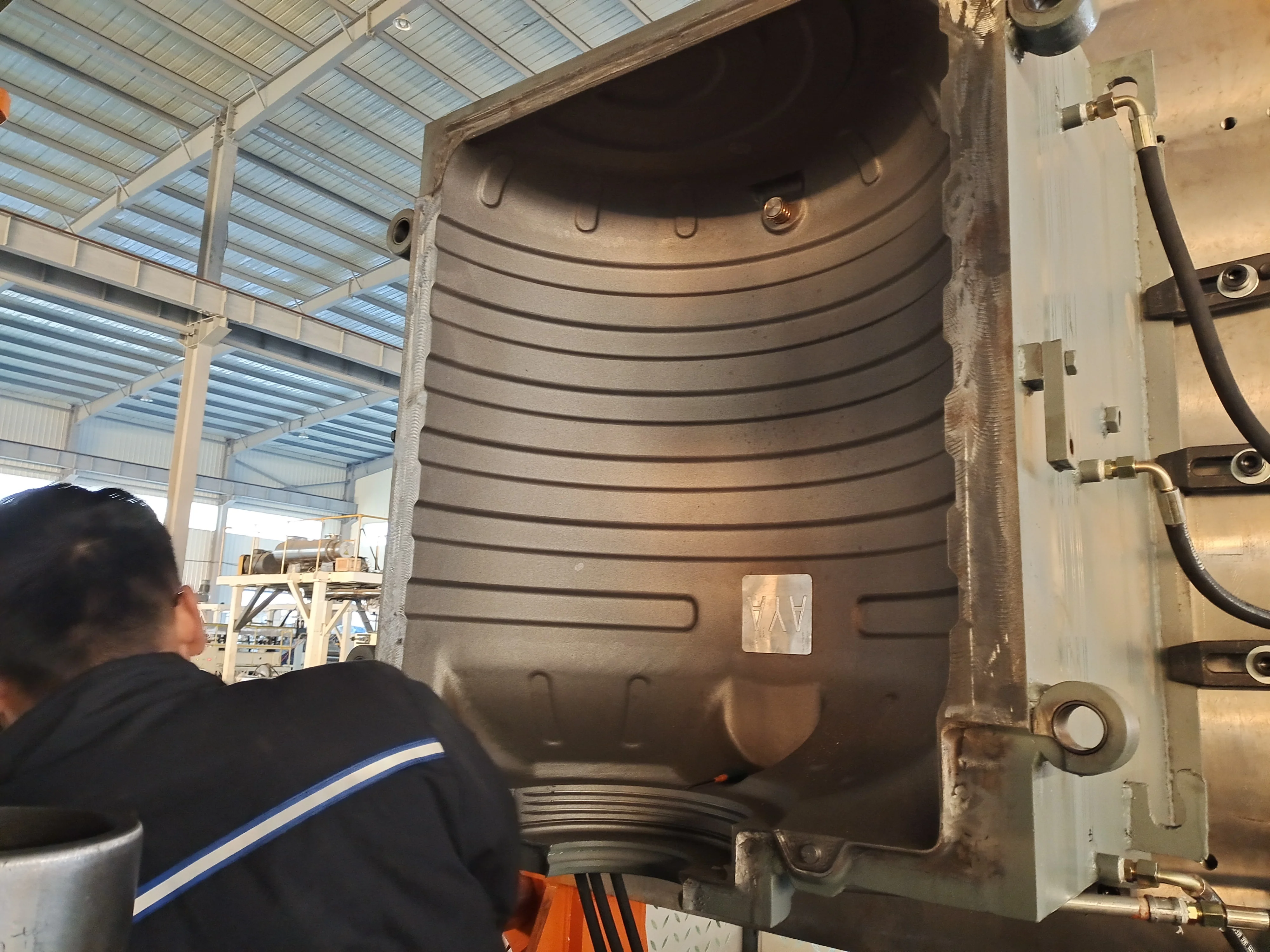 1000l Hdpe Water Tank Ibc Tank Extrusion Blow Molding Machine Barrel ...