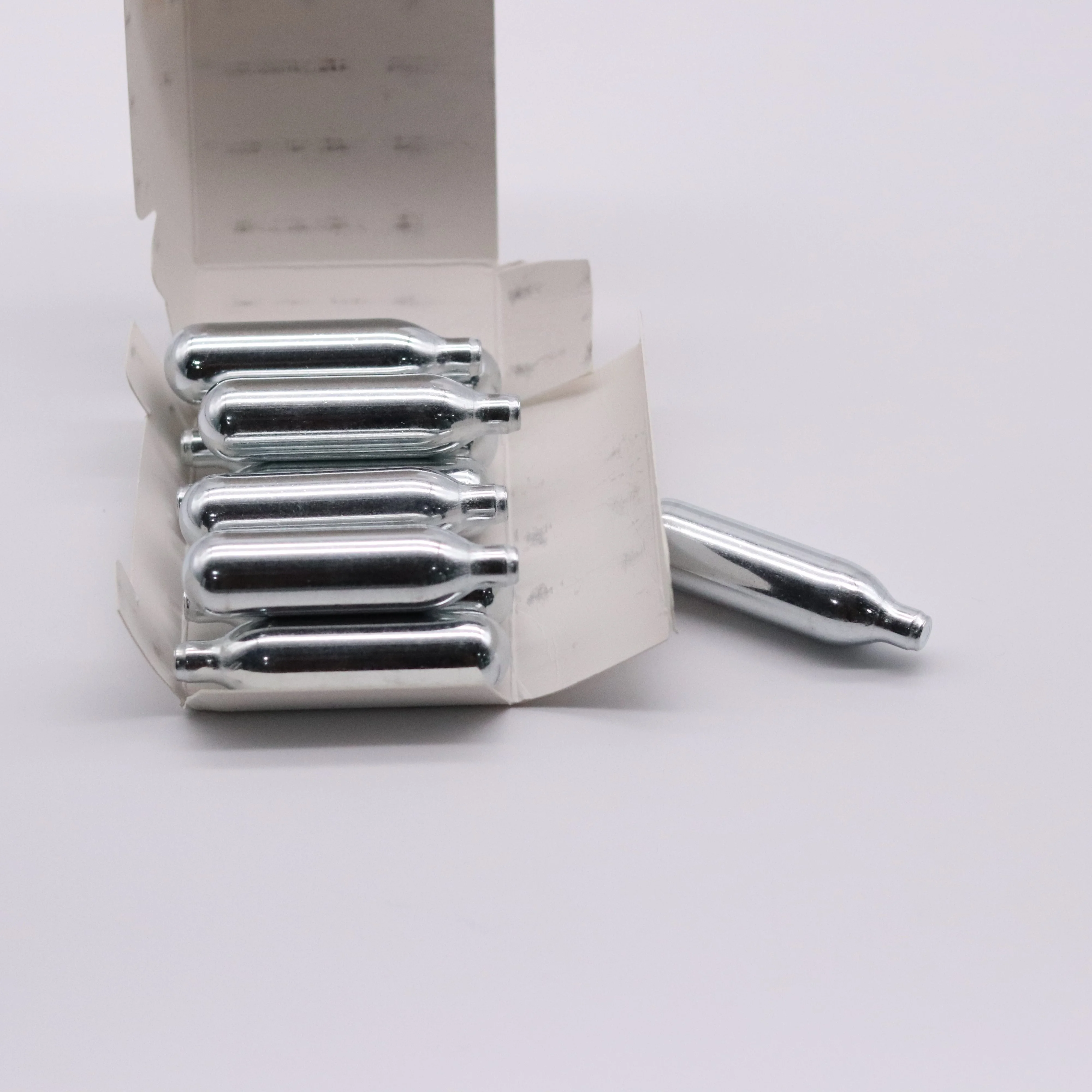 Mini CO2 Gas Cylinders - 12gram CO2 Cartridges for Outdoor Sports