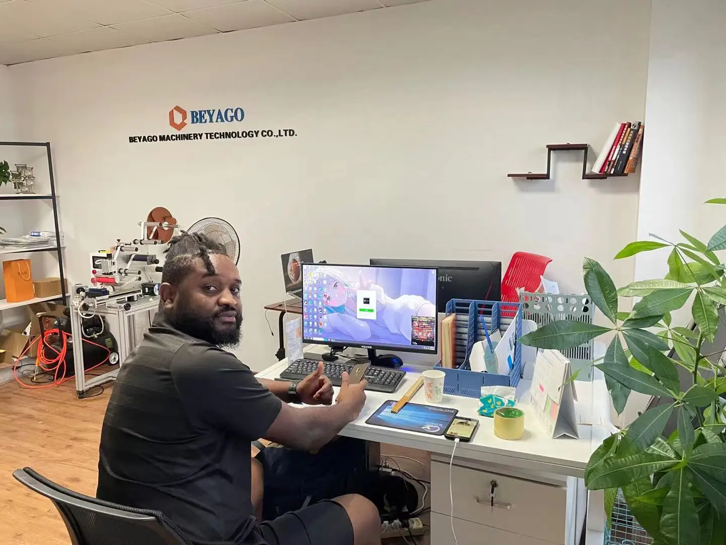 Autobag/ Poly Automatic Bagger Desktop Pre-opened Roll Bag Packing ...