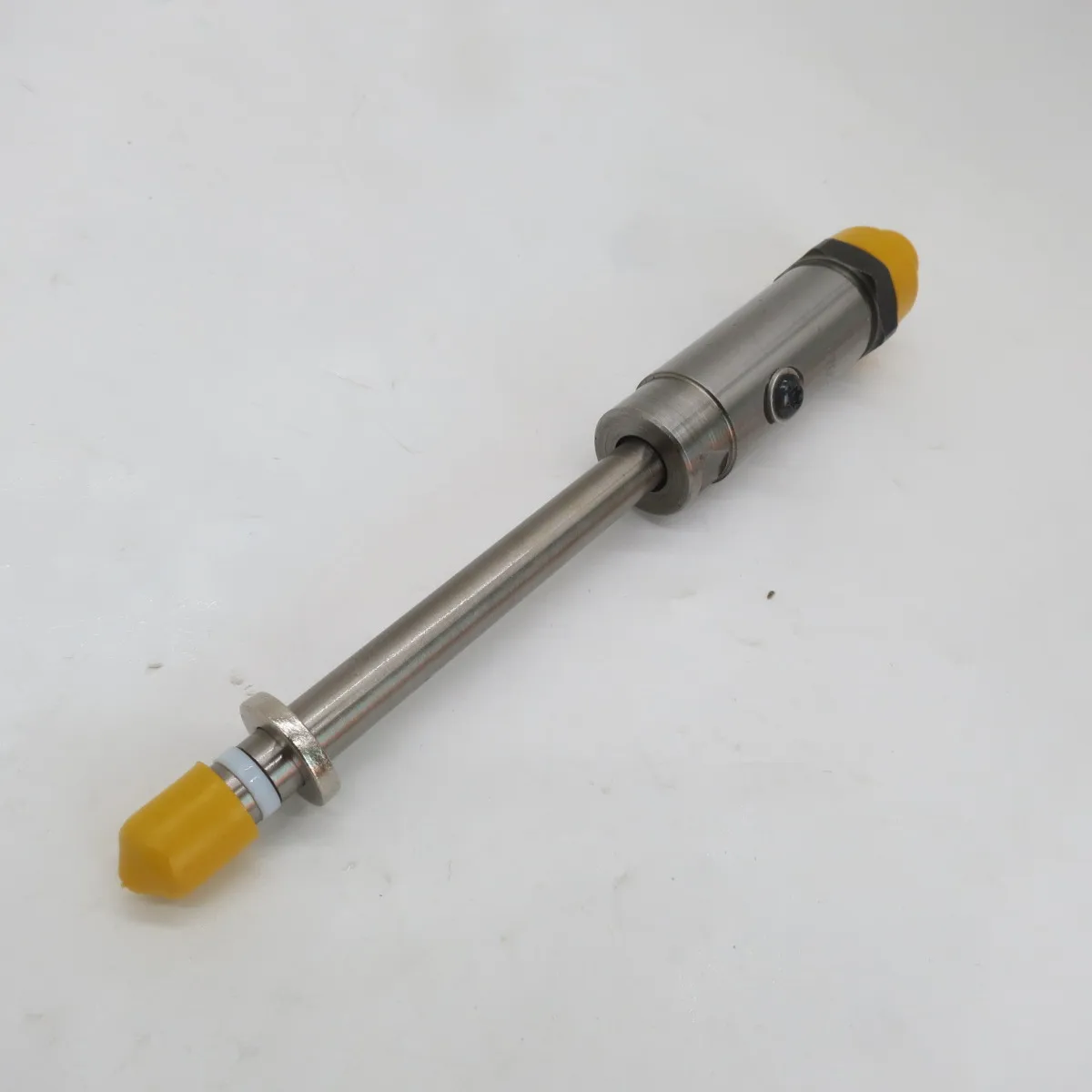 Heavy Duty Truck Parts Pencil Injector Nozzle Oil Atomizer 4w7022 Oil ...