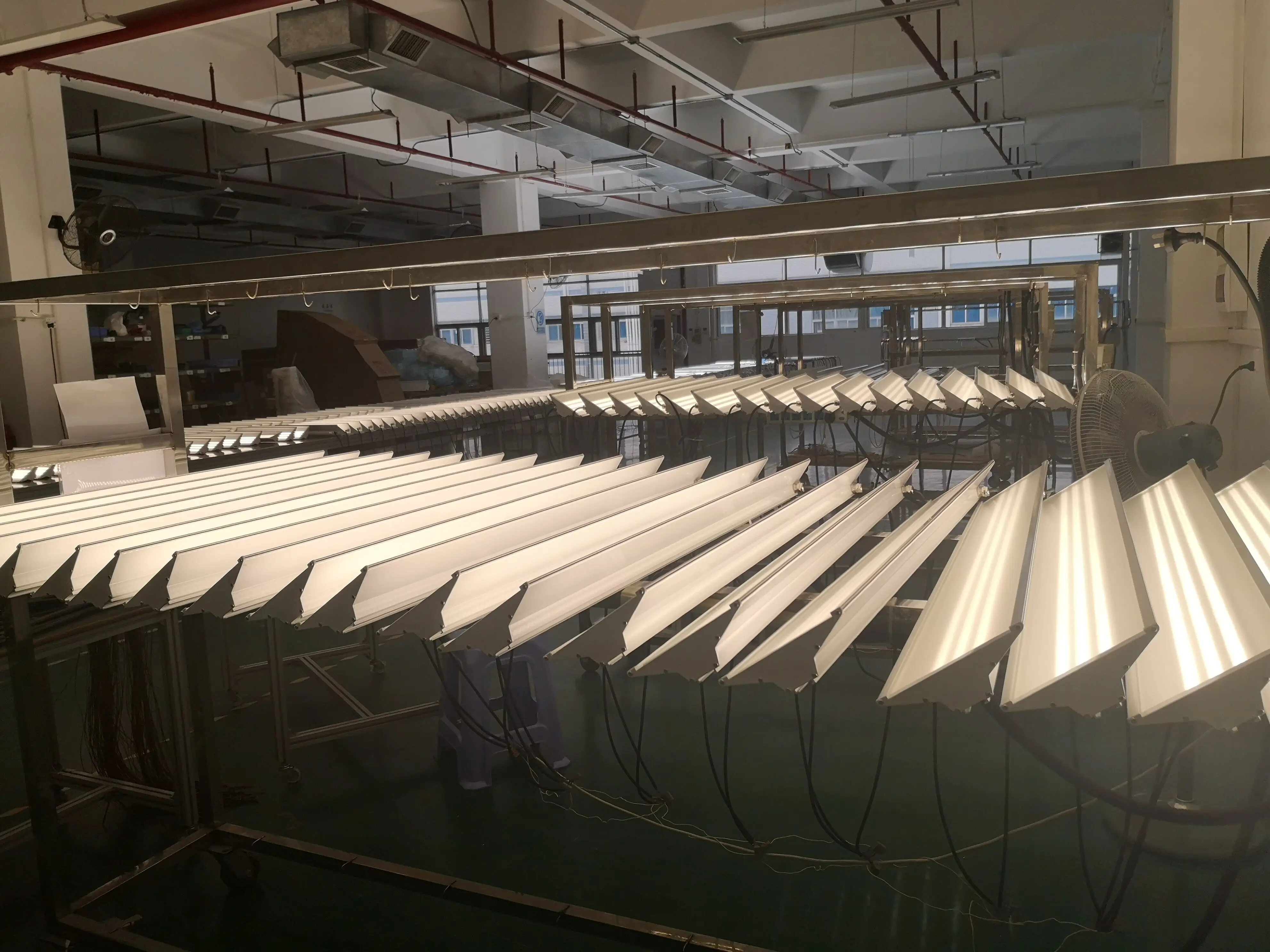 Dali 0-10v Dimmable Dairy Barn Led Lights For Milking Room - Buy Dairy ...