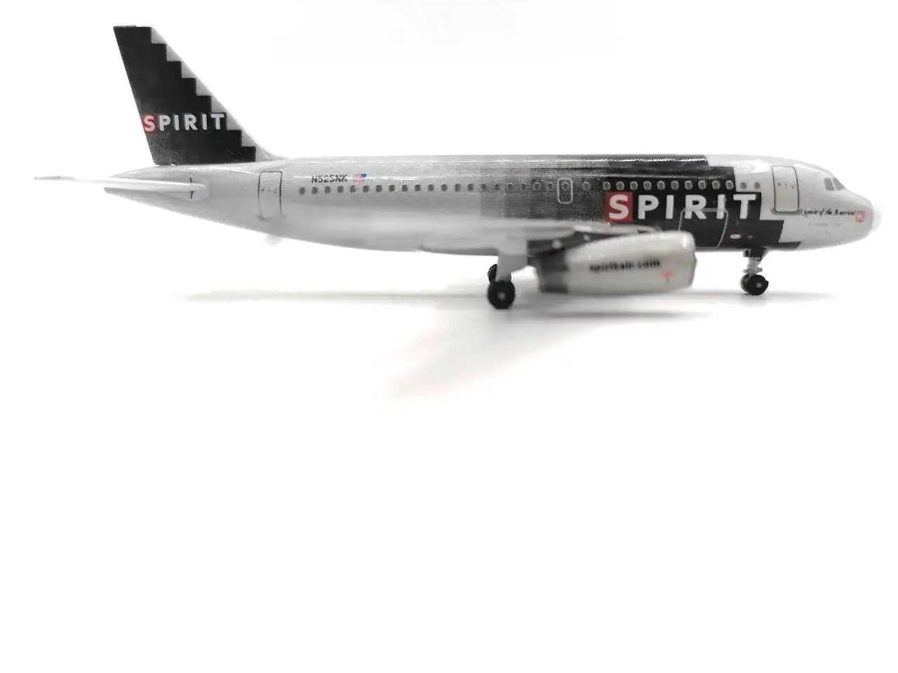 Spirit Aircraft Models 1:400 Airbus A319 Collectible Airplane Models ...