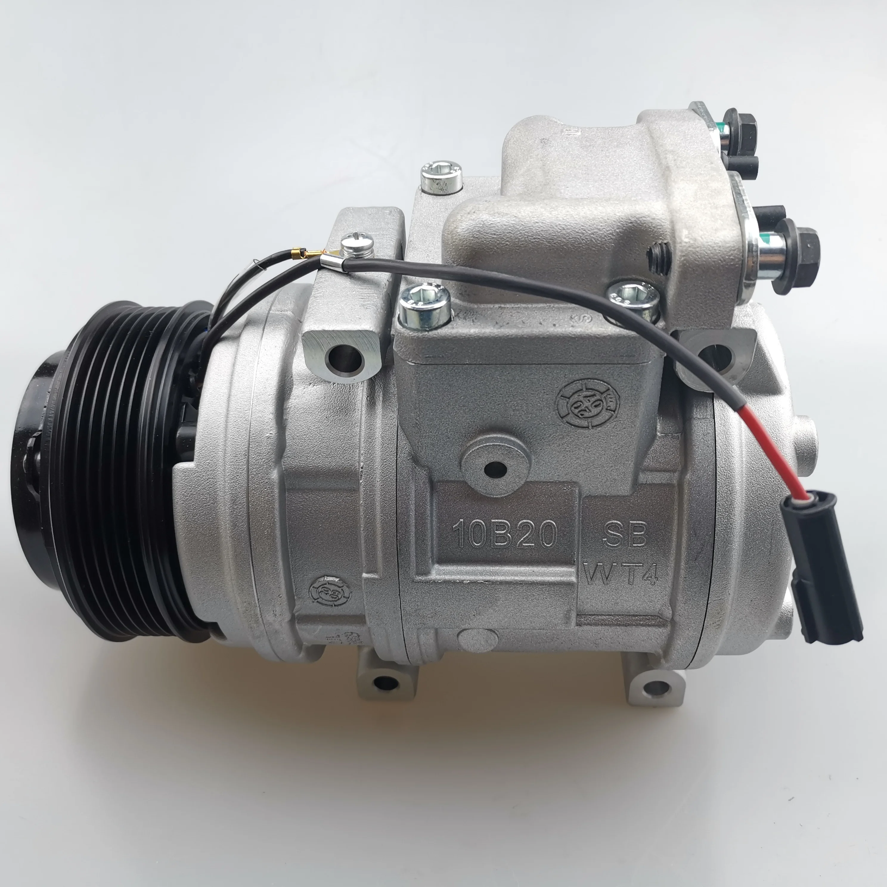 SAIC MAXUS V80 AC Compressor SE10B20 C00000073 - New