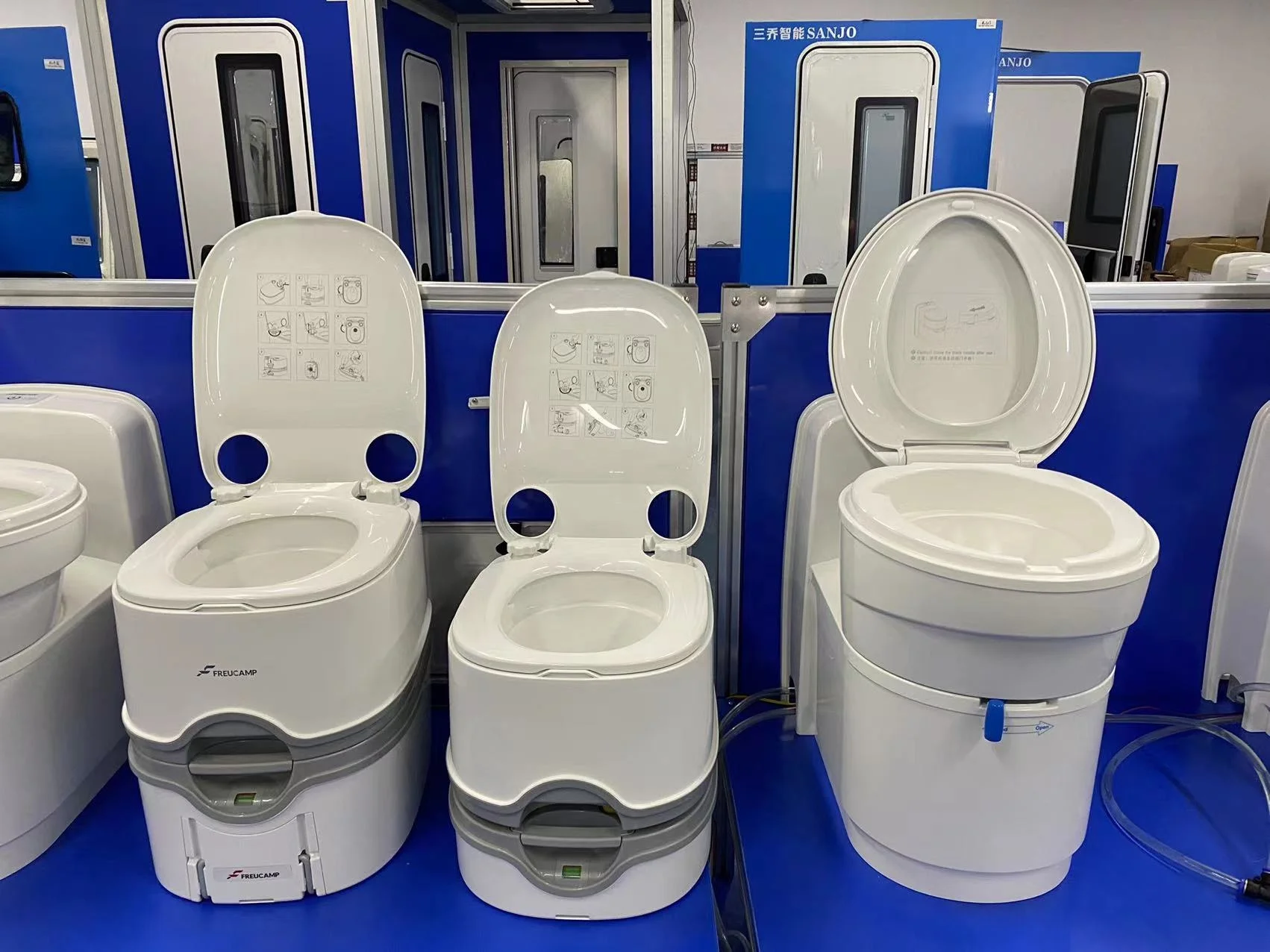 FREUCAMP Portable Toilet - High Quality for Rvs & Camping