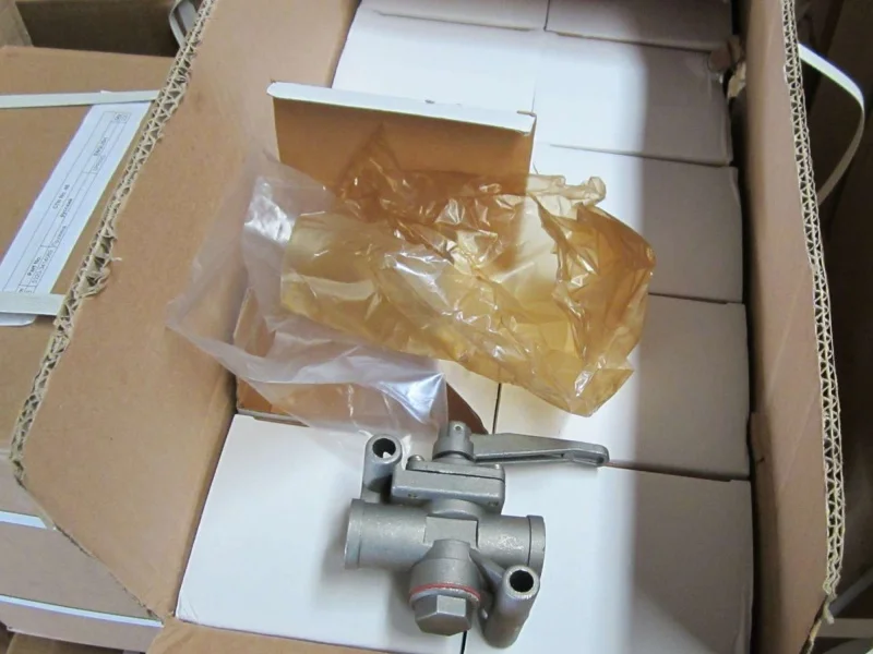 用于 KAMAZ OEM 的安全阀 100-3515010| Alibaba.com