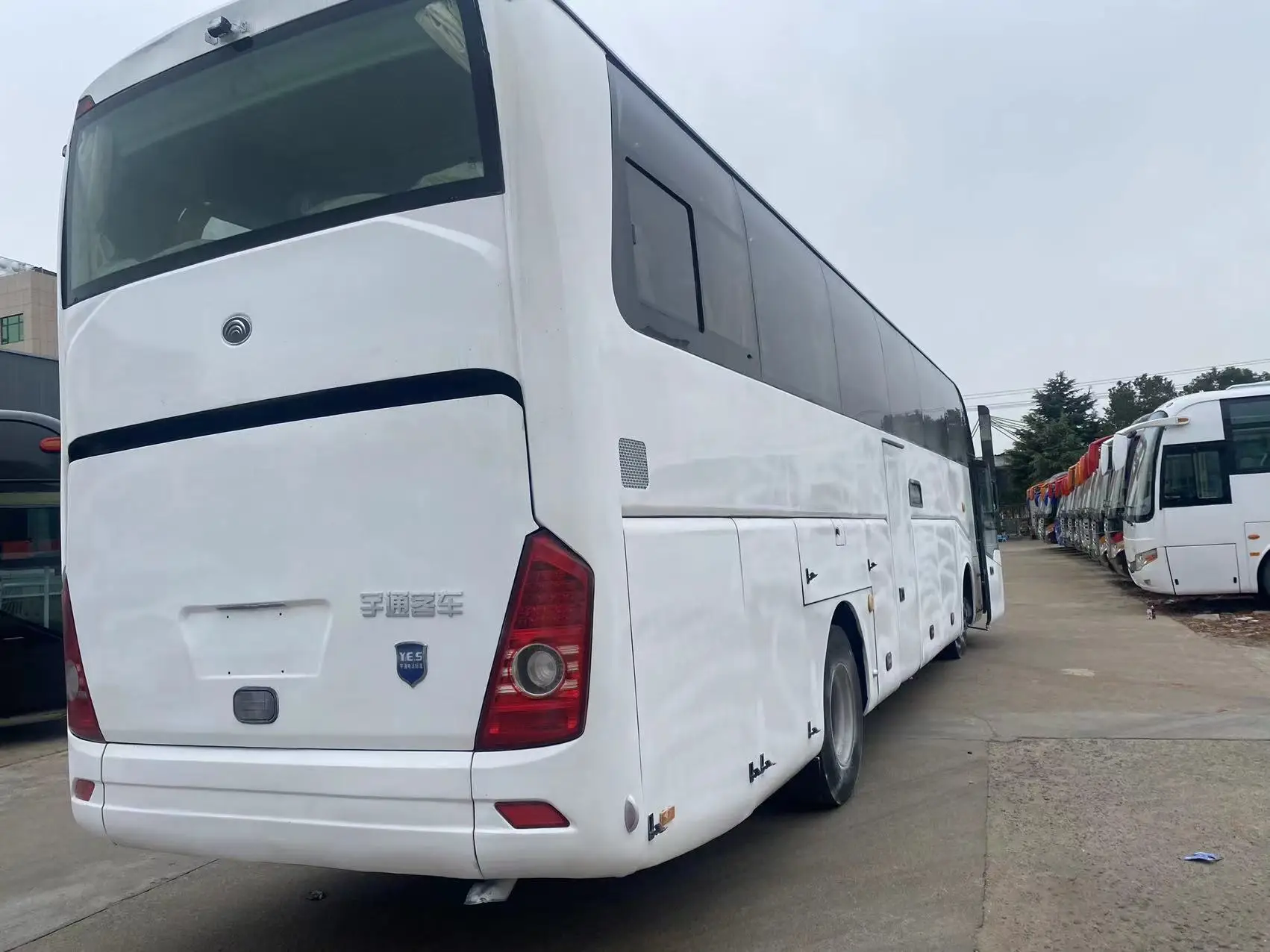 Hot Sale 65 Seater Bus Coach Used Buses With Mounted Engine - Buy Used ...