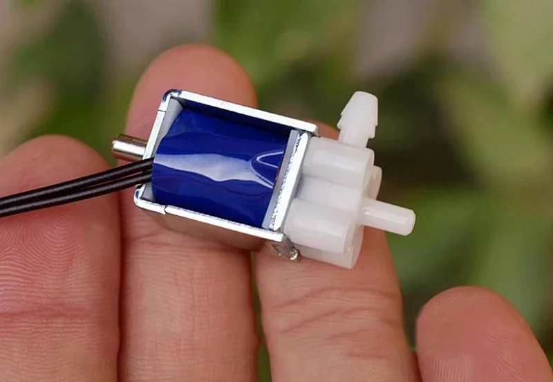 Mini Solenoid Valves Micro 2 Position 3 Way Electric Solenoid Valve Dc ...