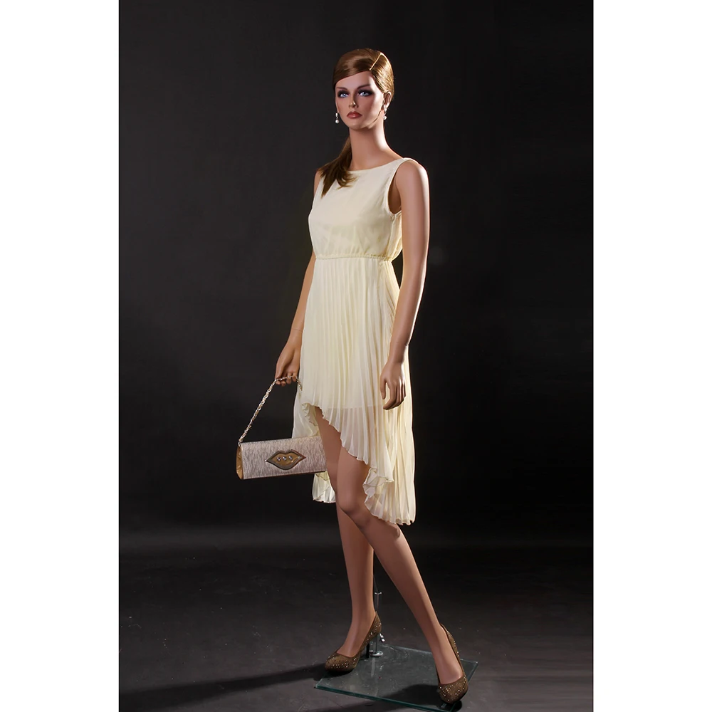 Realistic Fiberglass Mannequins - Perfect for Fashion Display