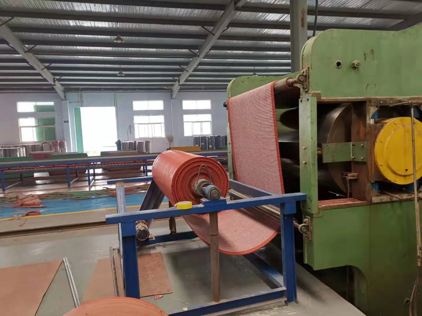 Red Prefabricated Rubber Running Track Runway - Buy Outdoor Rubber ...