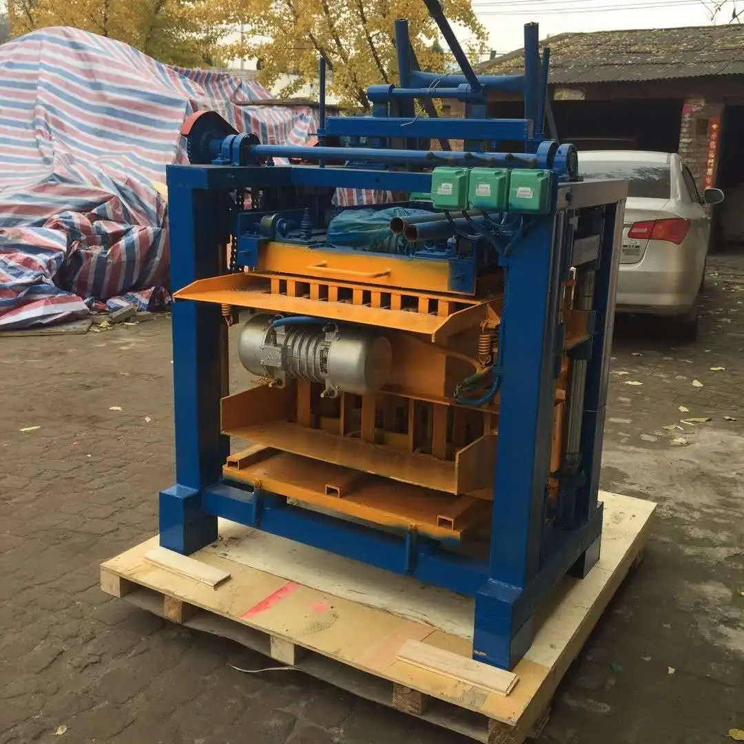 Machine à fabriquer des briques de ciment mobiles électriques faciles à ...