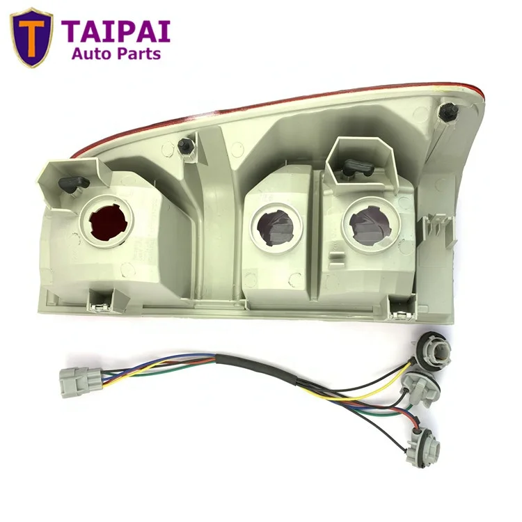 VIGO Tail Light 212-19W6 for Toyota HILUX 2012-2014