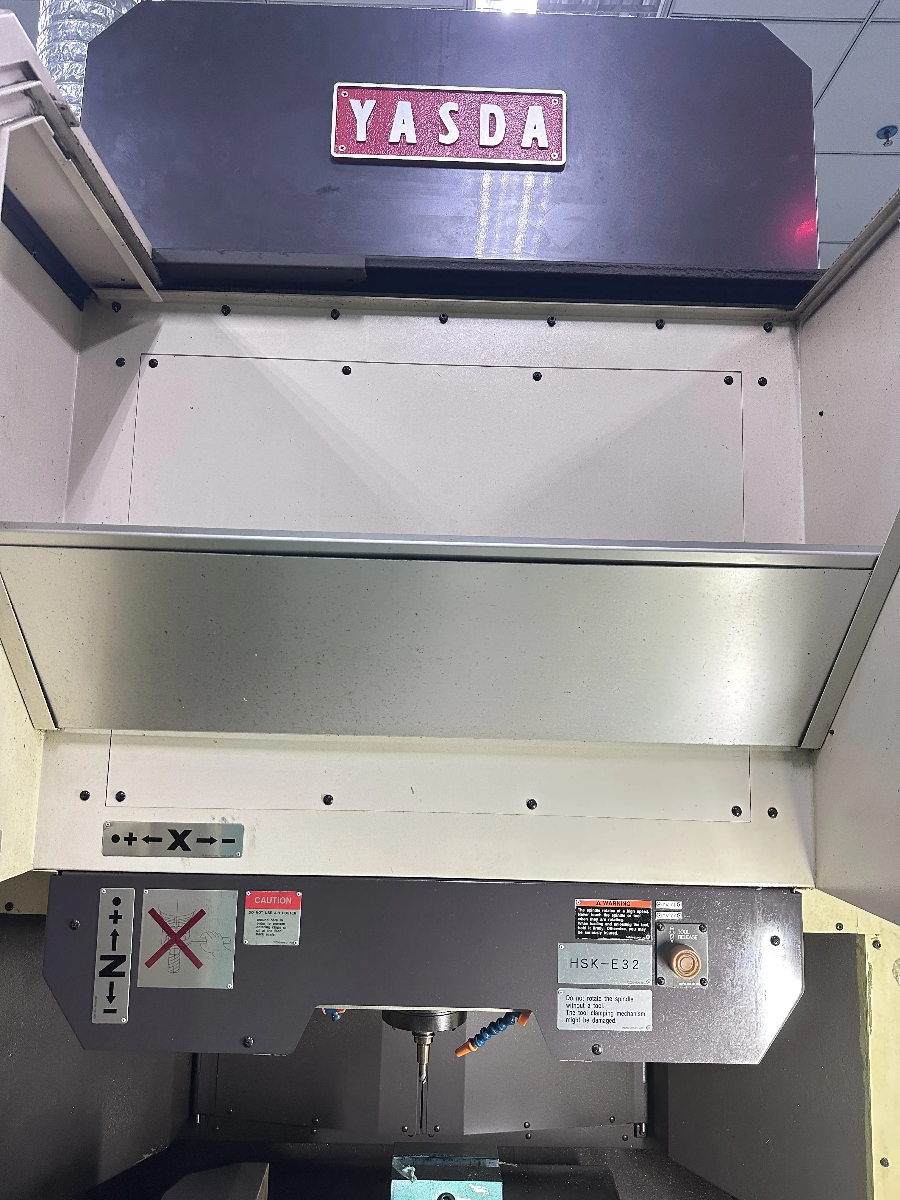 Yasda YMC 430 - High Speed Vertical Machining Center