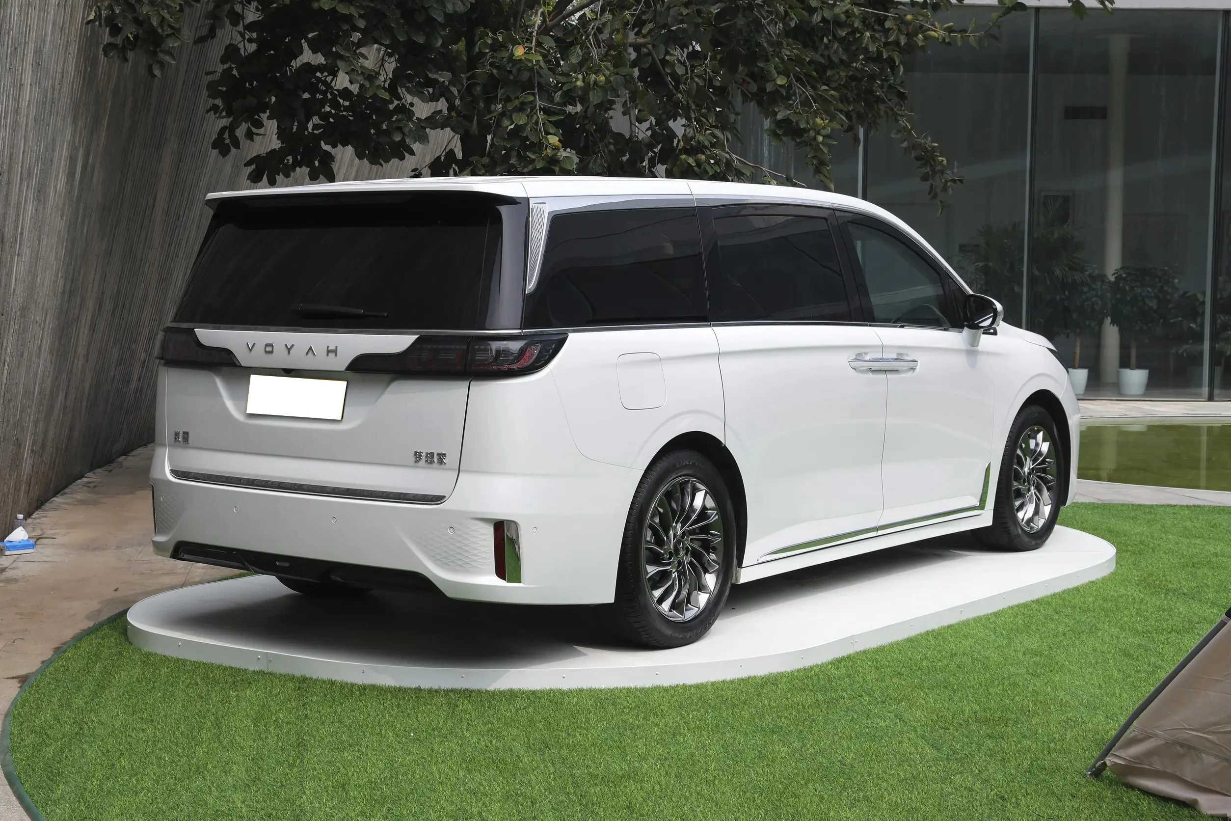 7-seat Mpv Hybrid Electric Vehicle Lantu 2024 Mpv Extended Ultra-long ...