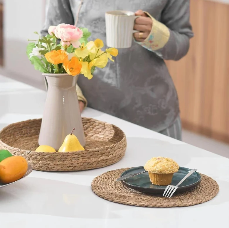 Natural Cattail Straw Round Woven Placemat, Eco-Friendly, ODM