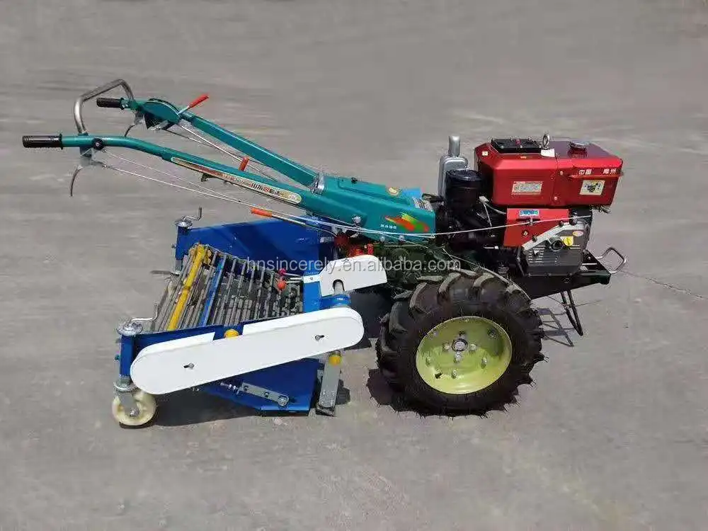 Mini Hand Used Tractor Carrot Potato Harvester for Sale