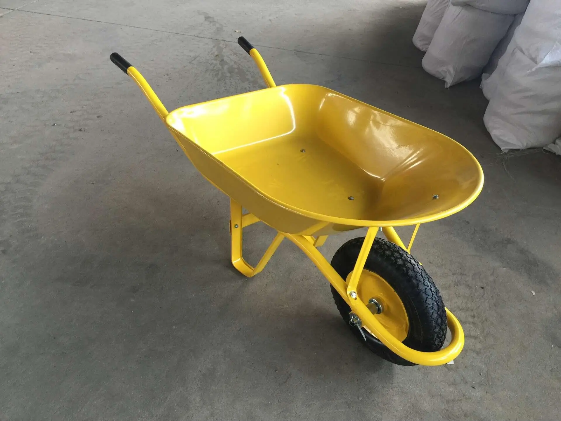 Sri Lanka Wheelbarrow Construction Wheelbarrow WB3800