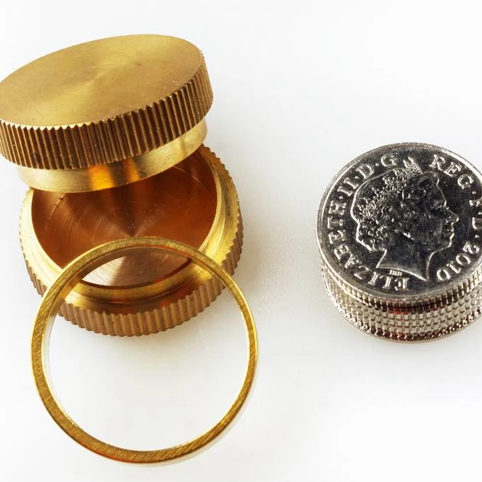 Professional Magic Brass Dynamic Coins Trick 10 Penny Version