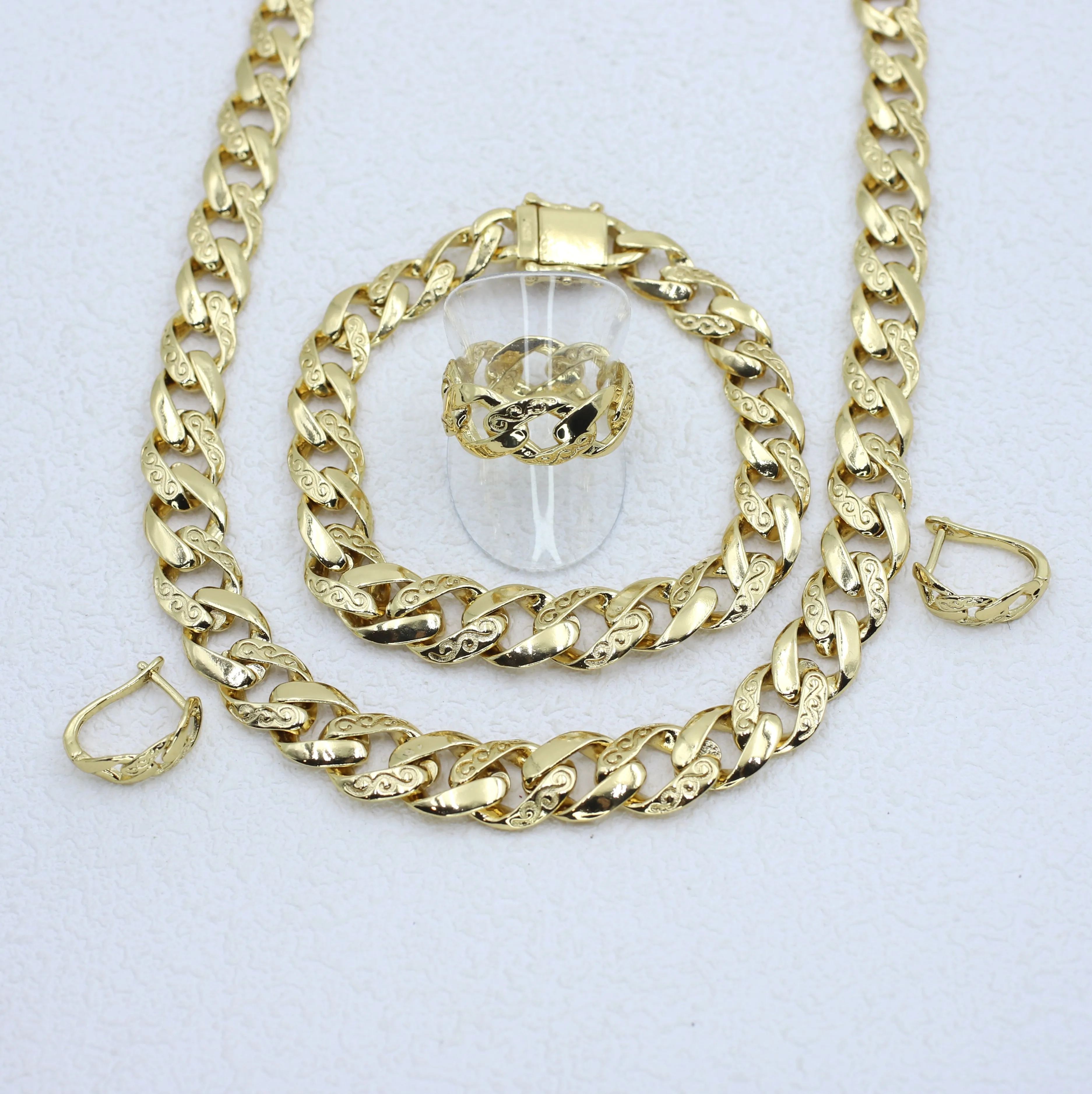 18K Gold Plated Unisex Copper Cuban Link Chain Necklace Non-Tarnish ...