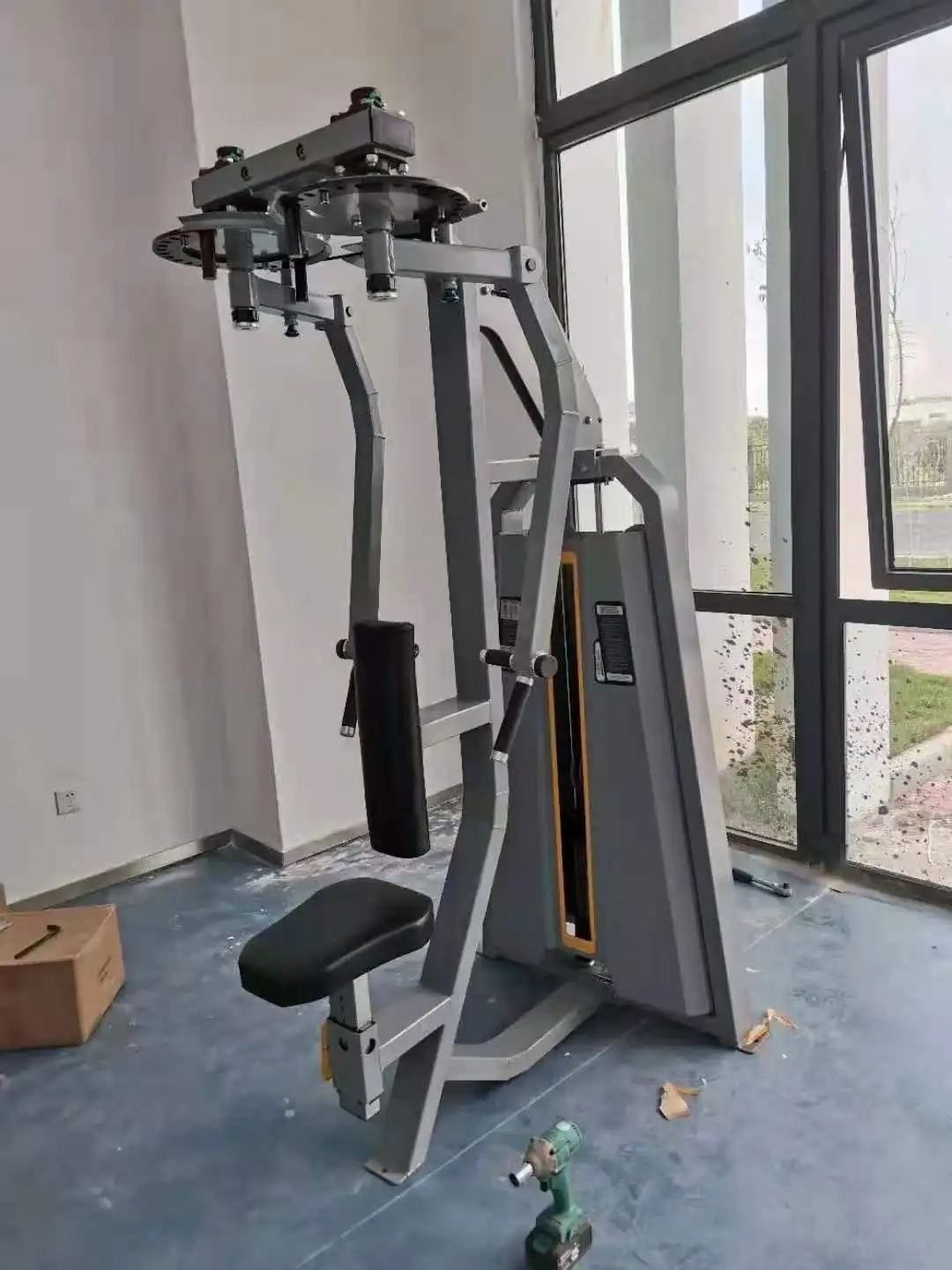 Pearl Delt/pec Fly Machine - Versatile Gym Attachment