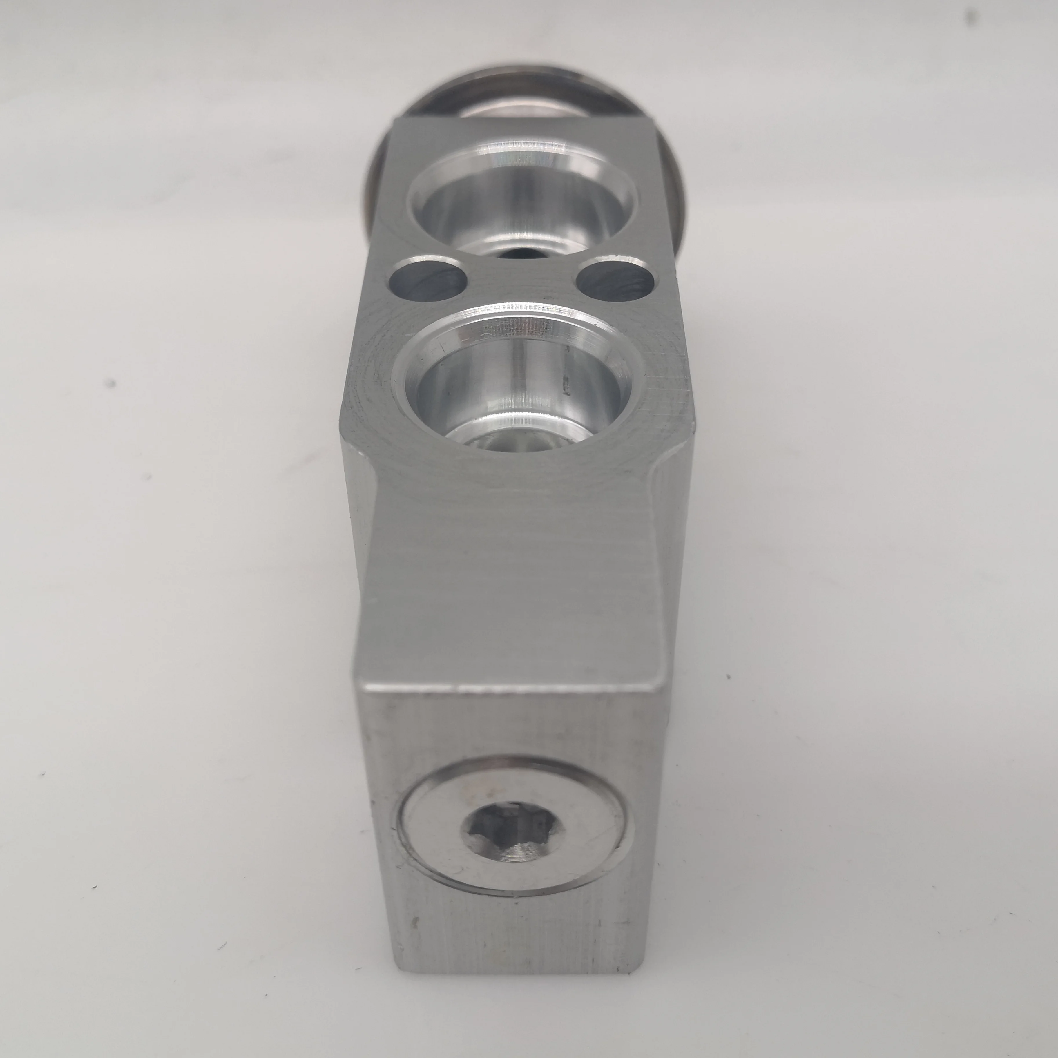 High-quality Expansion Valve for Ford Ranger AC System