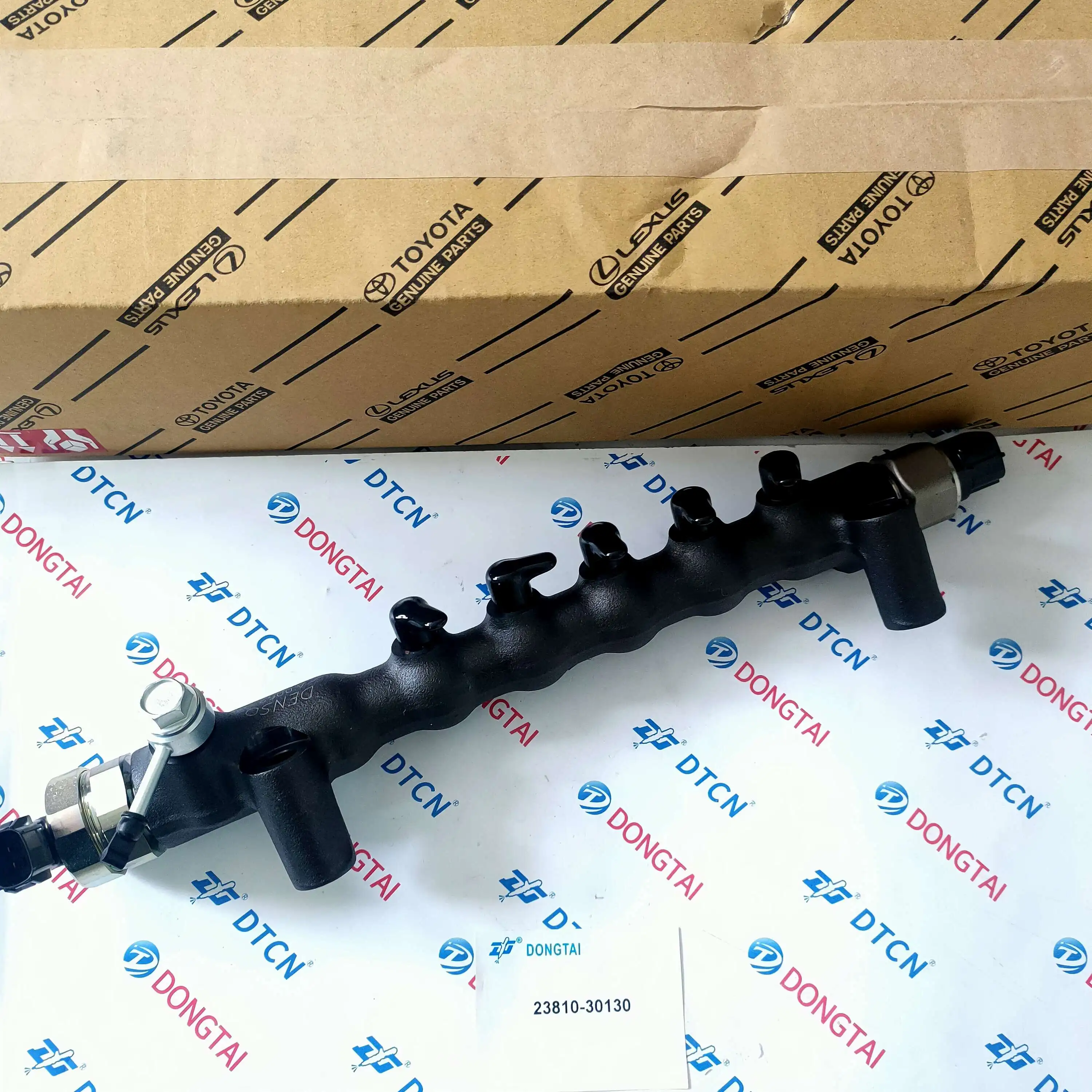 Original Common Rail Assy 23810-30130 for HIACE 1KD
