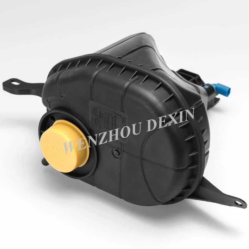 Expansion Tank 17137601950 17137578439 17137647284 For Bmw 5(f18) Bmw 7 ...