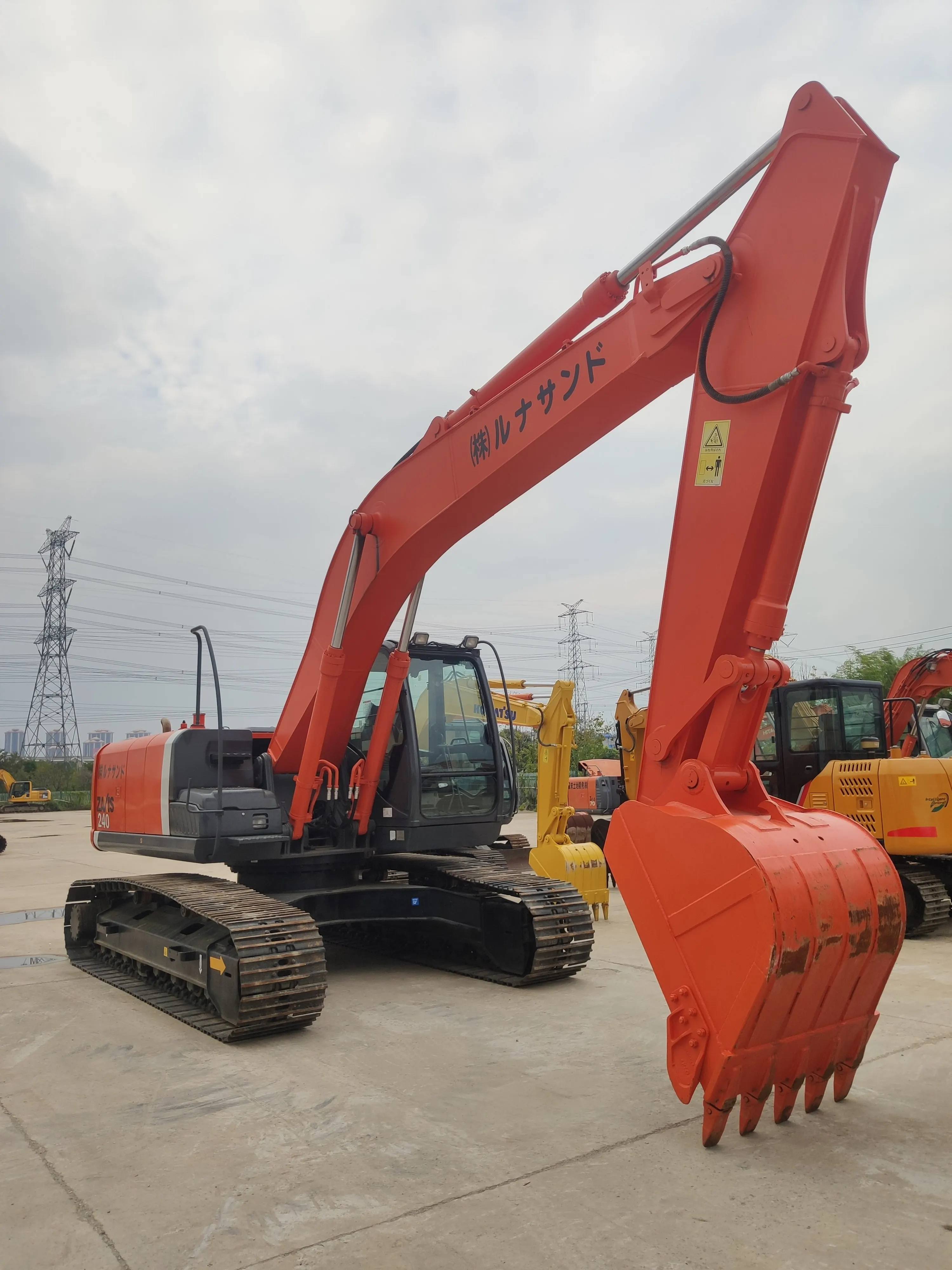 Used Japan Hitachi Zx240 Hydraulic Excavator Hitachi ZX240 Excavator ...