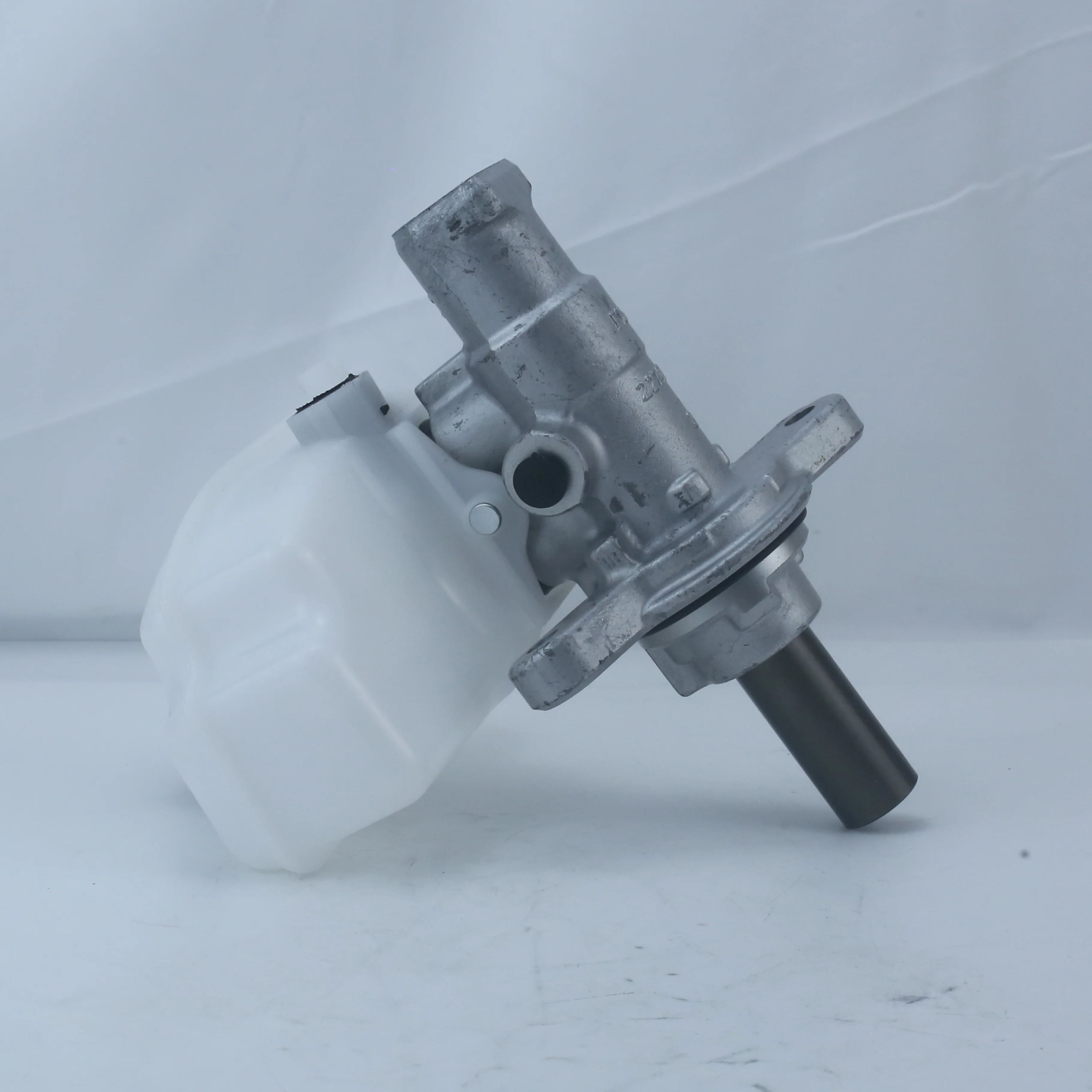 Auto Parts Brake System Cylinder Sub-Assy Brake Master Cylinder 47201 ...