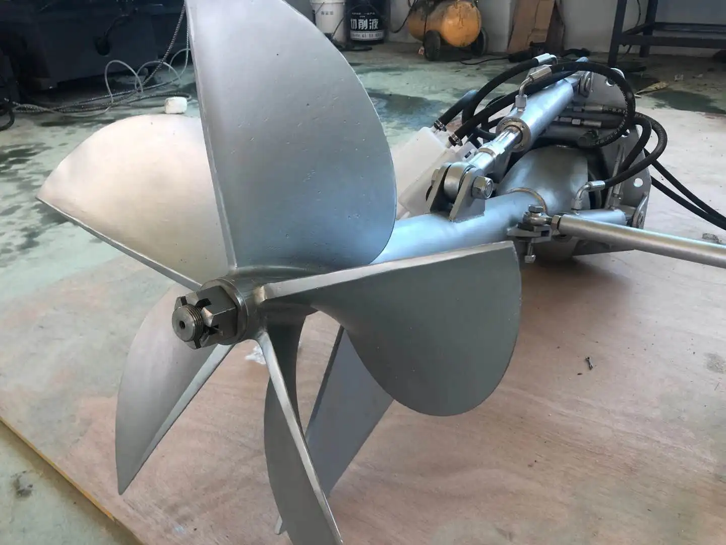 Tofoo The New Semi-submerged Propeller System Works With High ...