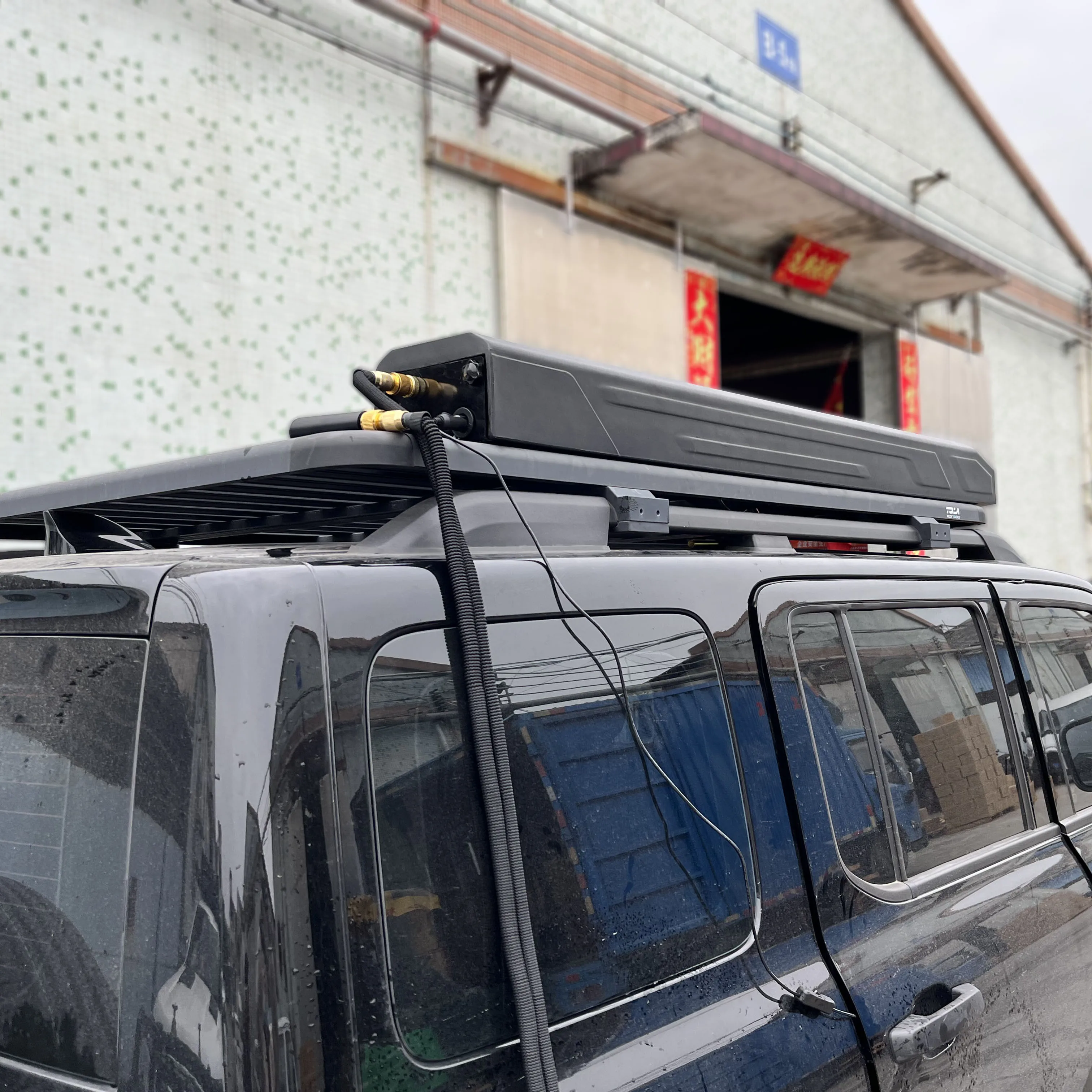 4x4 Offroad Water Storage Tank - 26L Plastic Container for Camping ...