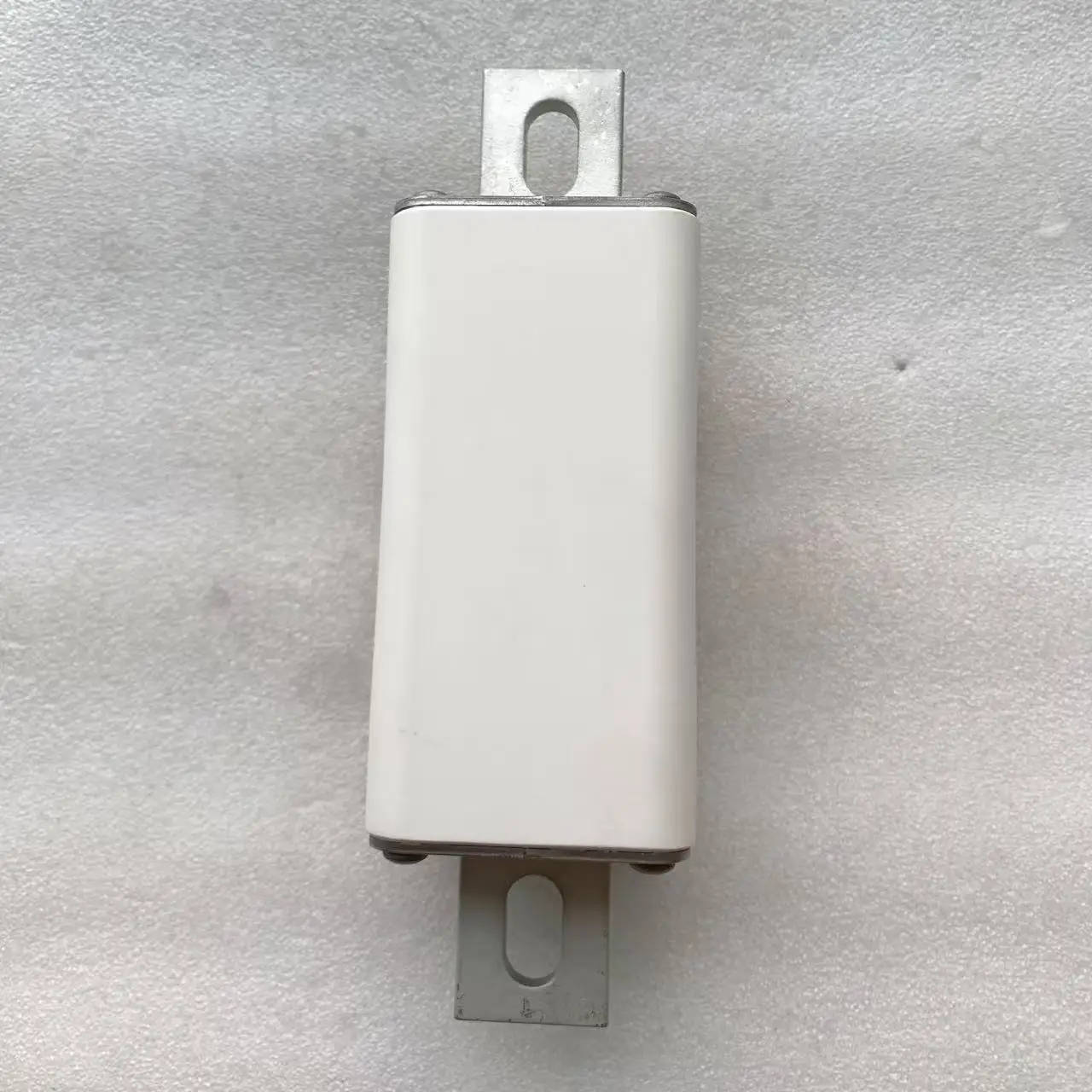 ESH5596B DC1500V 350A Electric Heavy Truck Fuse - Reliable Energy Storage