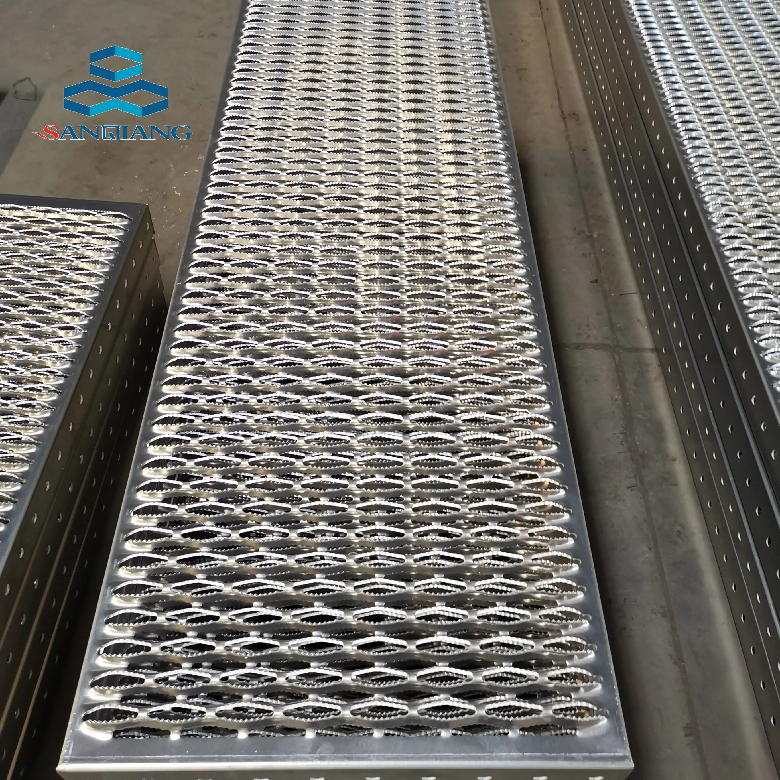 Perforated Metal Walkway Panels Perforated Metal Stair Treads Aluminum ...