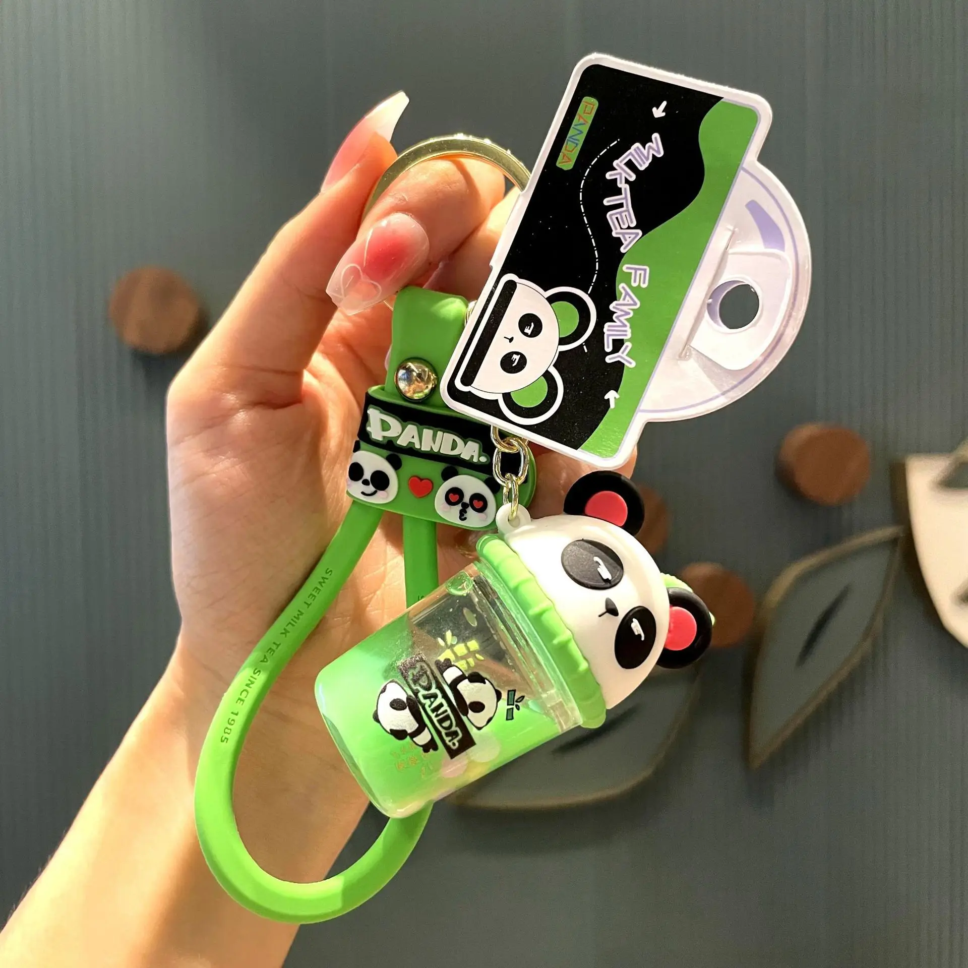 Dundun Panda Quicksand Into The Oil Key Ring Floating Liquid Creative ...