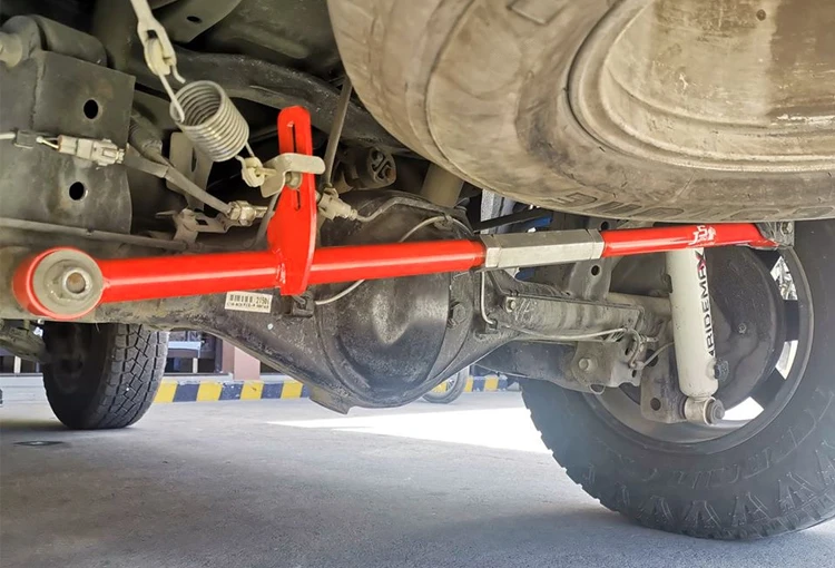 Adjustable High Performance Panhard Rod for Toyota Fortuner (2004-2016 ...