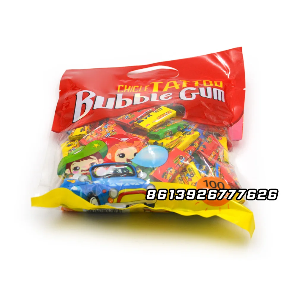 Chicle con tatuaje etiqueta engomada del tatuaje Chicle masticando goma ...