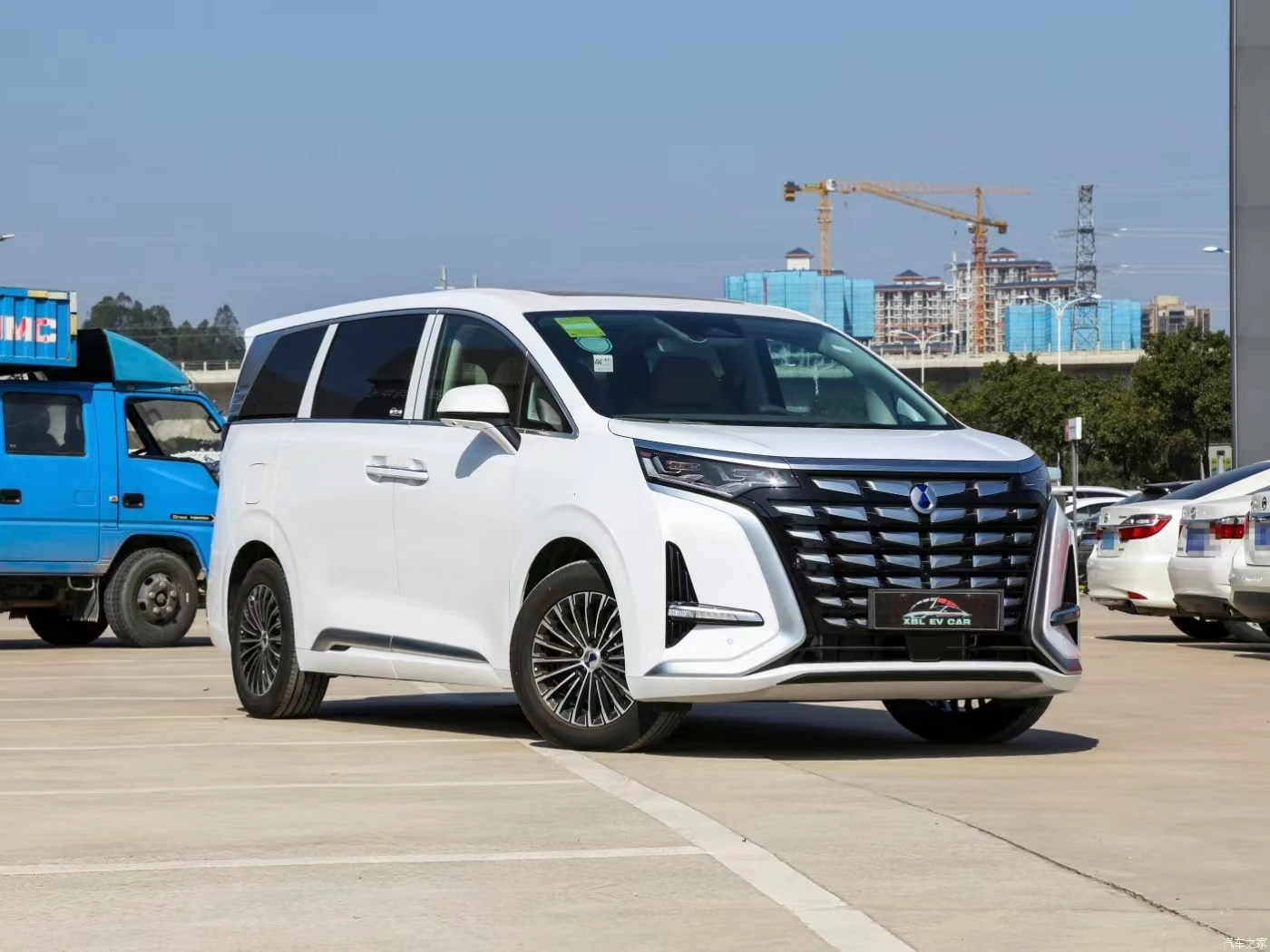 Chinese Car Luxury Mpv Byd Denza D 9 Dm-i New Energy Vehicles Tengshi D ...