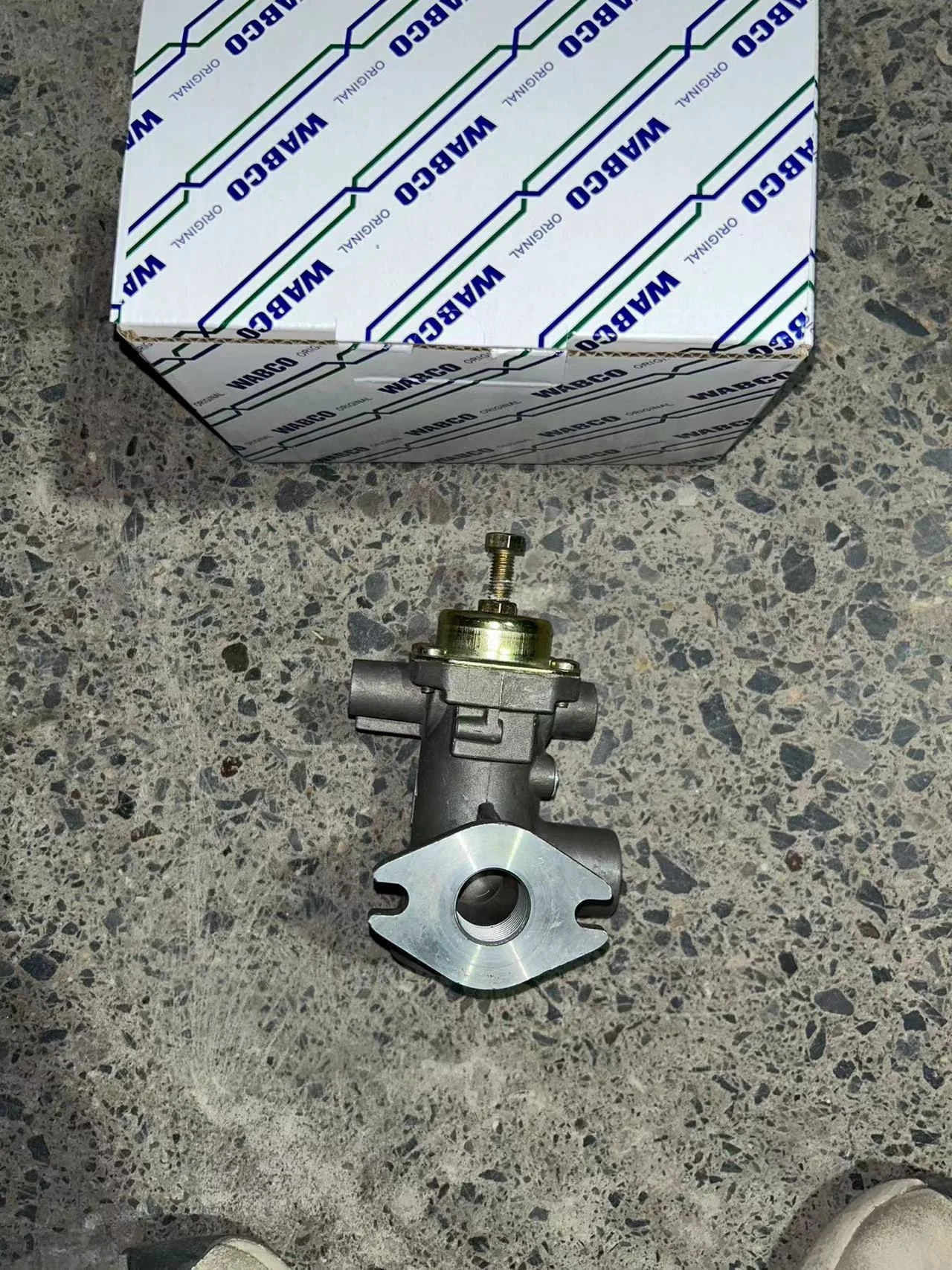 Wabco 4750100070 4750100010 압력 제한 밸브 4606451 A0034291544 99707730220 ...