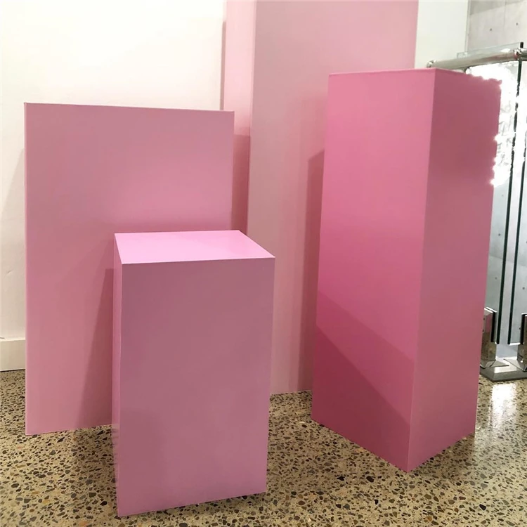 A&C Clear Acrylic Plinth - Elegant Wedding Display Pedestal