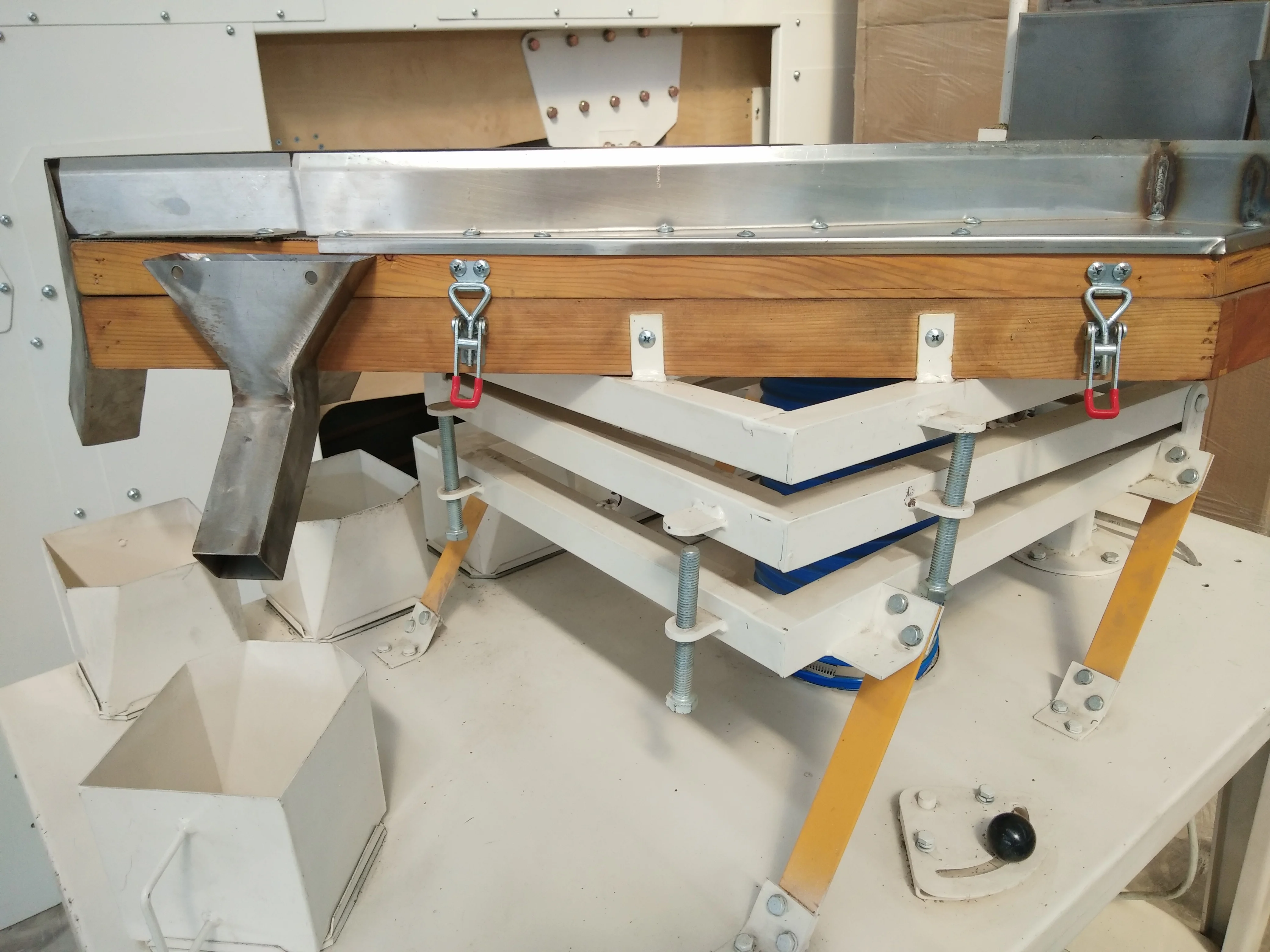 Lab Use Small Gravity Separator For Beans Cleaning - Buy Specific ...