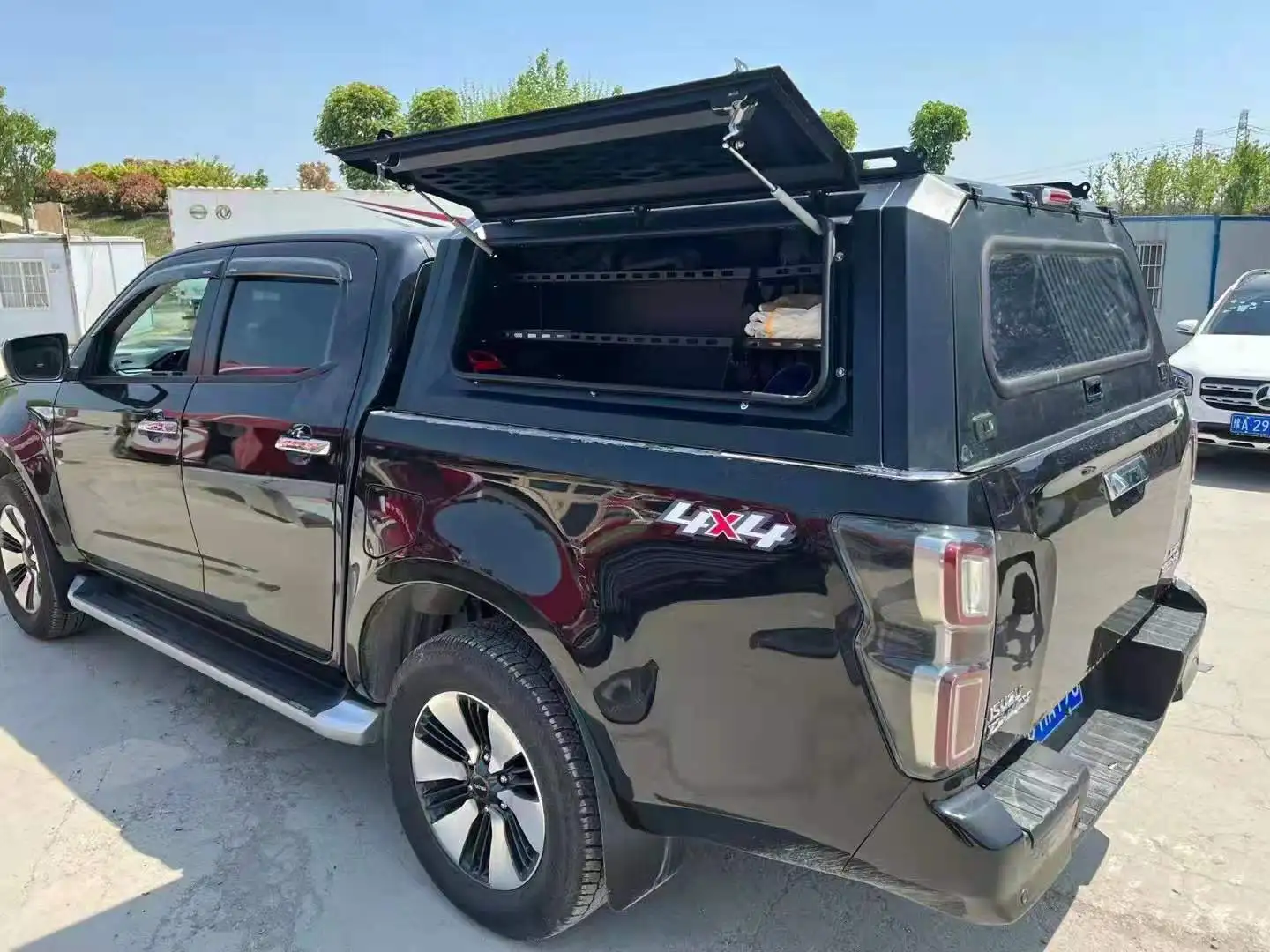 ISUZU DMAX Chevy Colorado Hardtop Canopy - Durable & Stylish