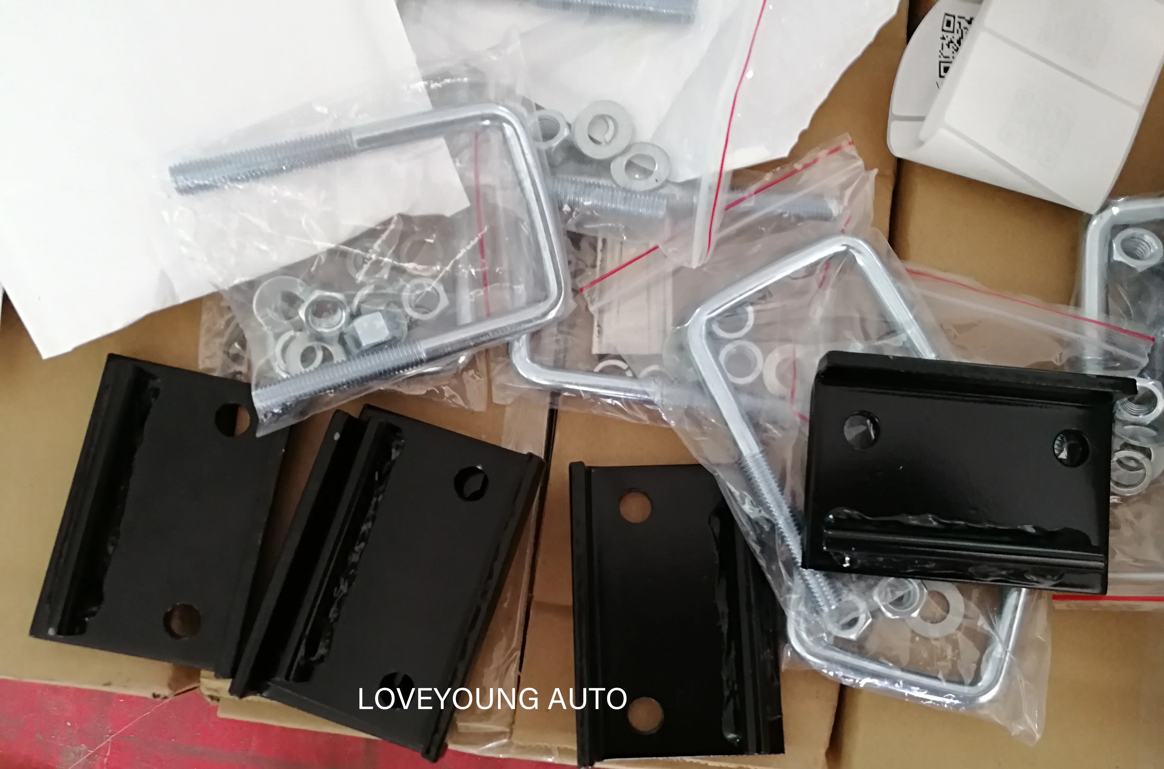 Noise Reduction Anti Rattle Cargo Carrier Hauling Tow Hitch Tightener ...