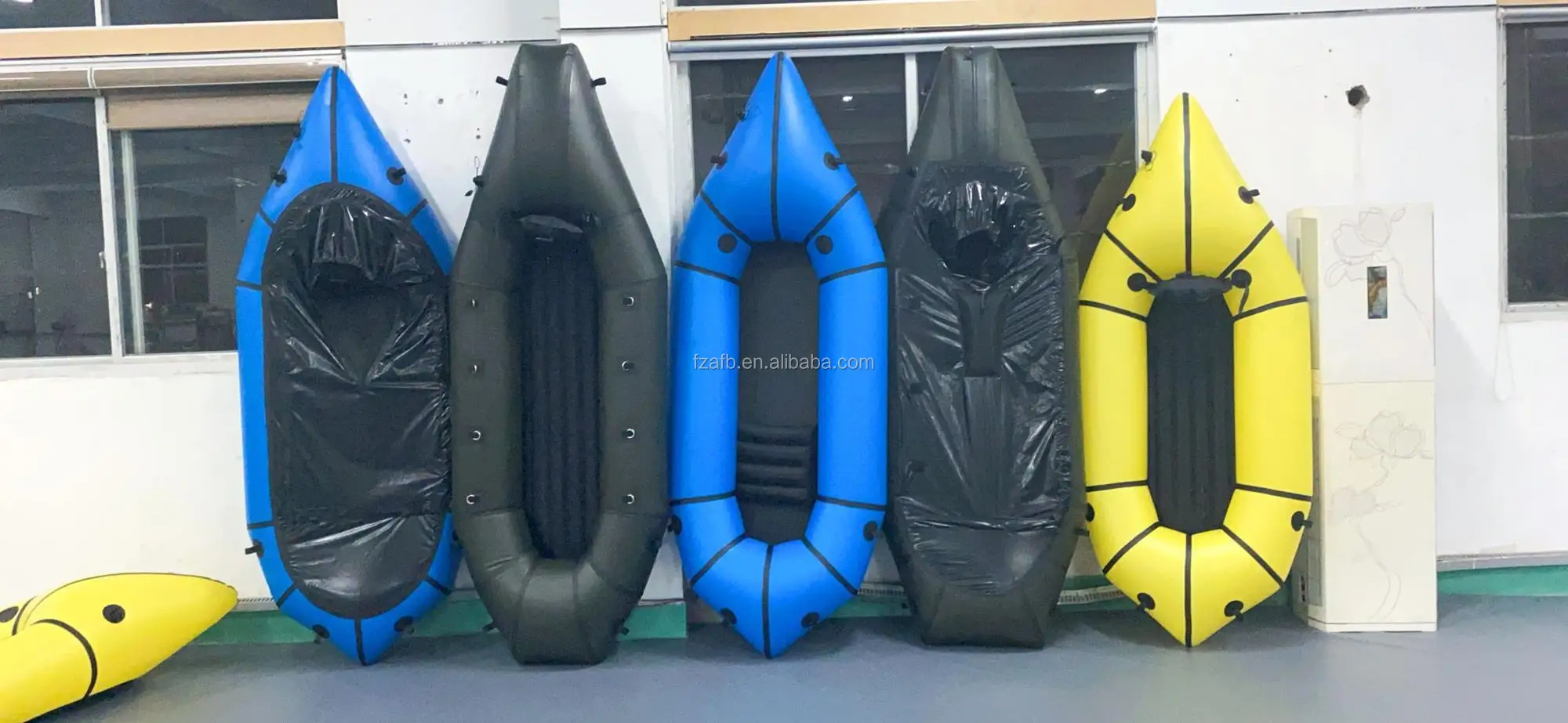 TPU Inflatable Ultralight White Water Backpacking Rafts Boat